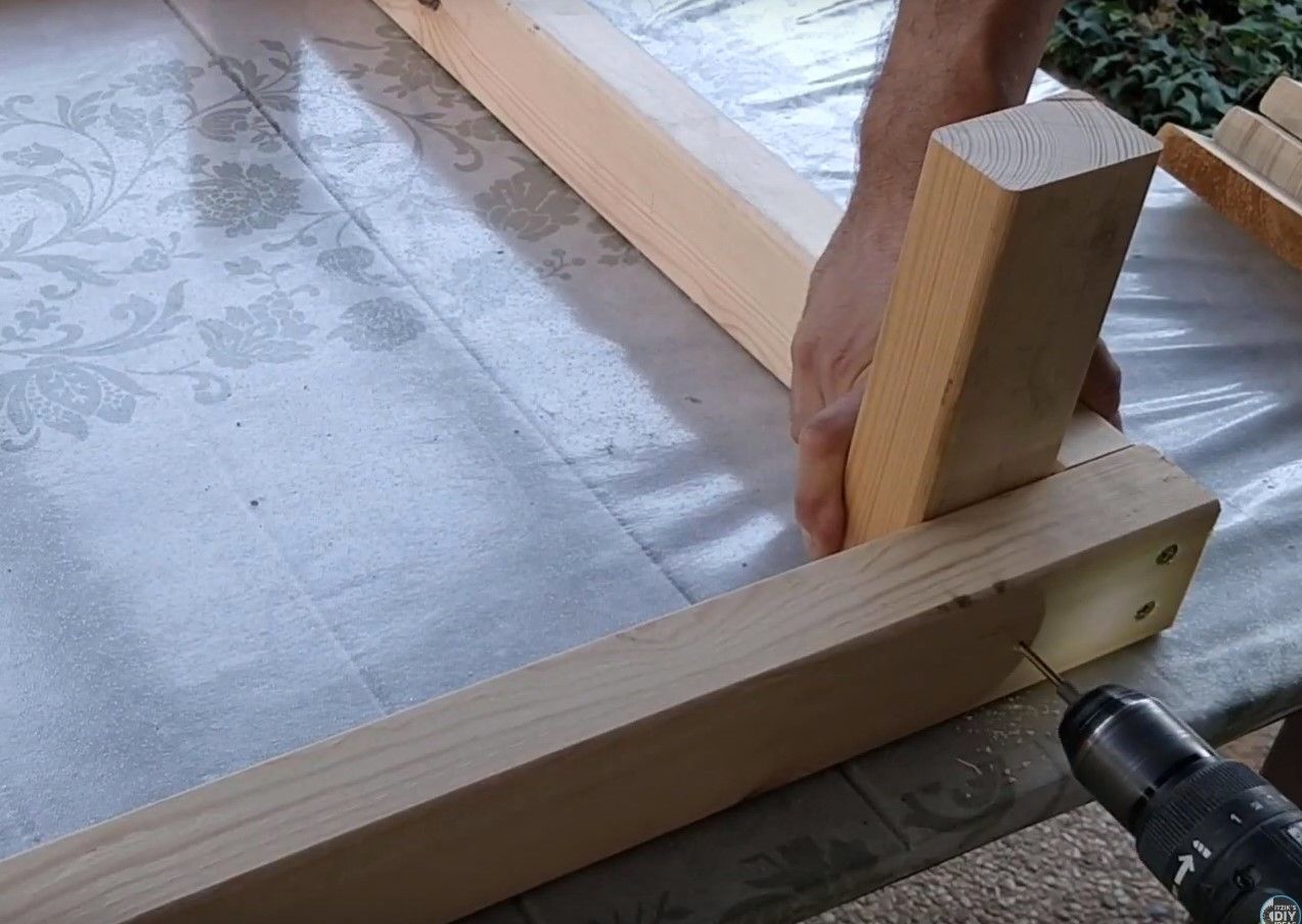 Simple Wooden Stage Platform for Kids DIY : 10 Steps (with Pictures ...