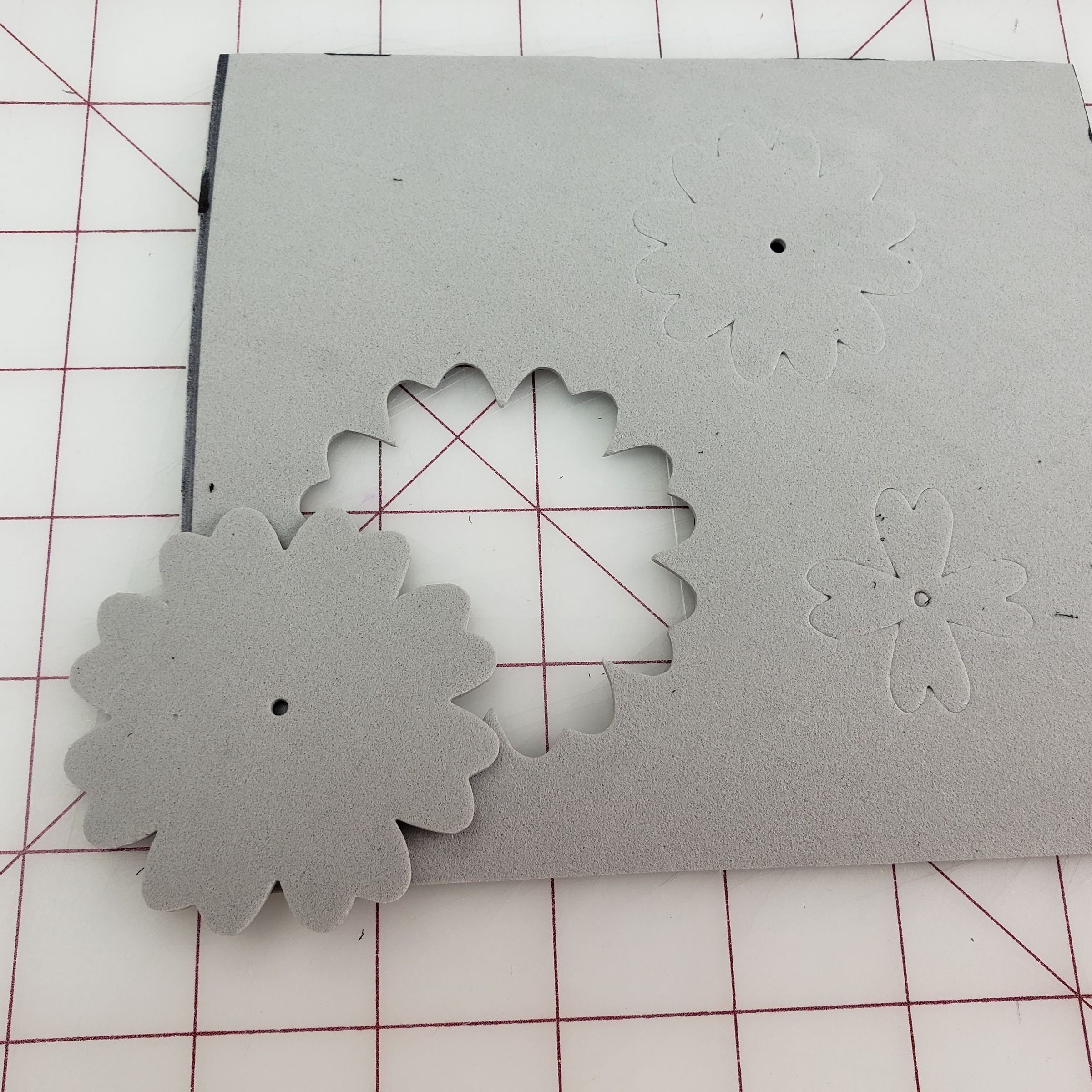 Easy EVA Foam Flowers : 9 Steps (with Pictures) - Instructables