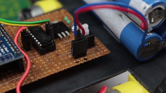 How To Make Arduino Gesture Control Robot At Home Using Radio Module