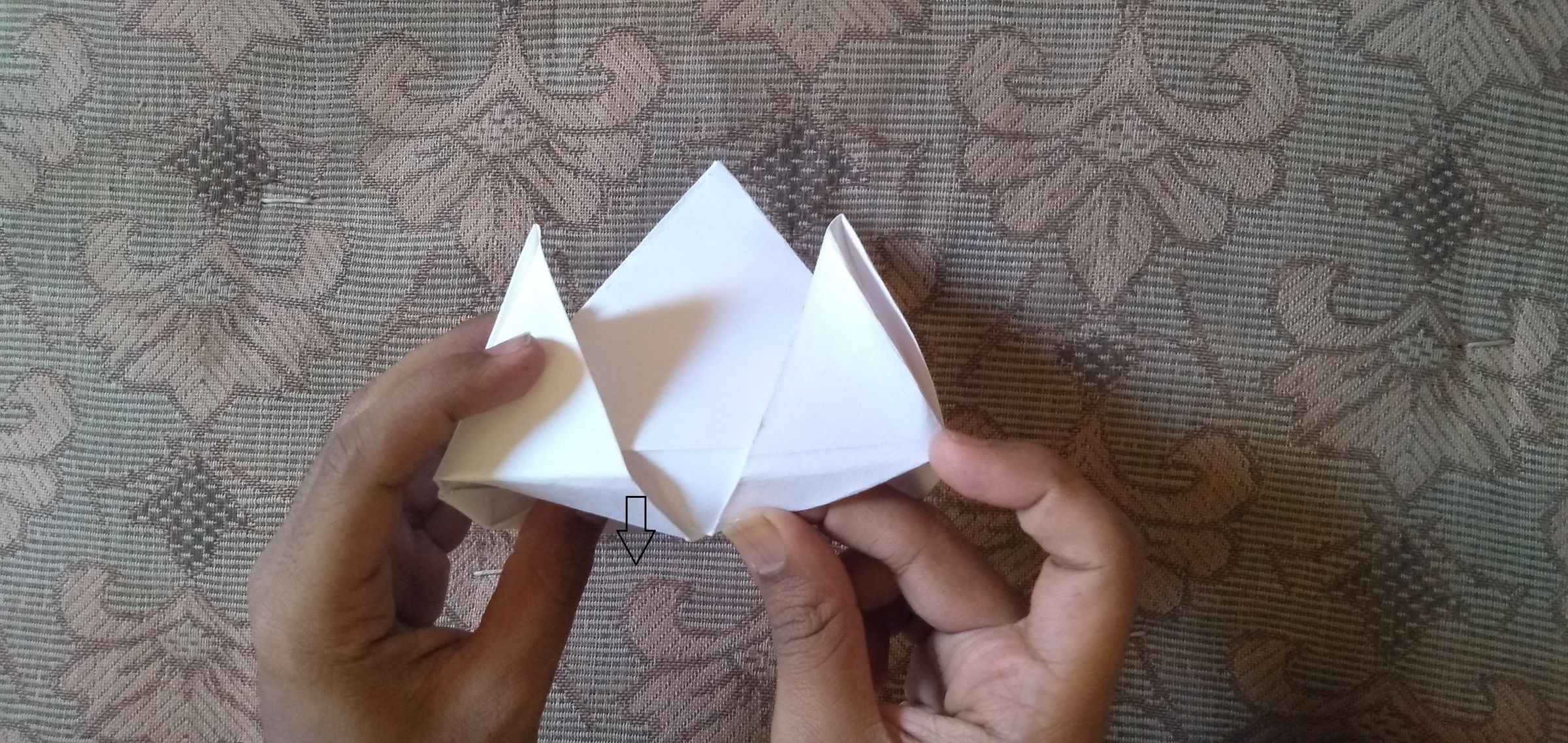 DIY Paper Stand for Smartphone (No Glue ) : 5 Steps - Instructables