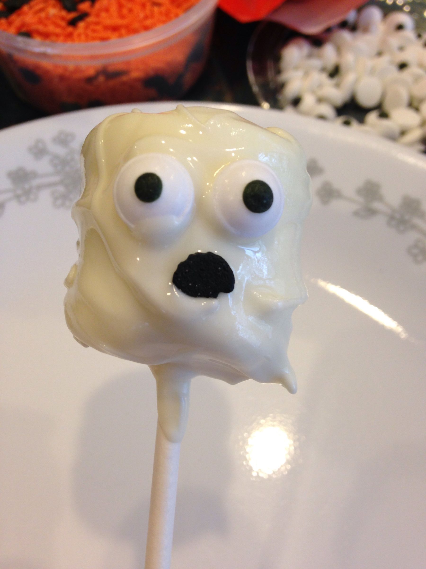 Spooky Marshmallow Pops : 4 Steps (with Pictures) - Instructables