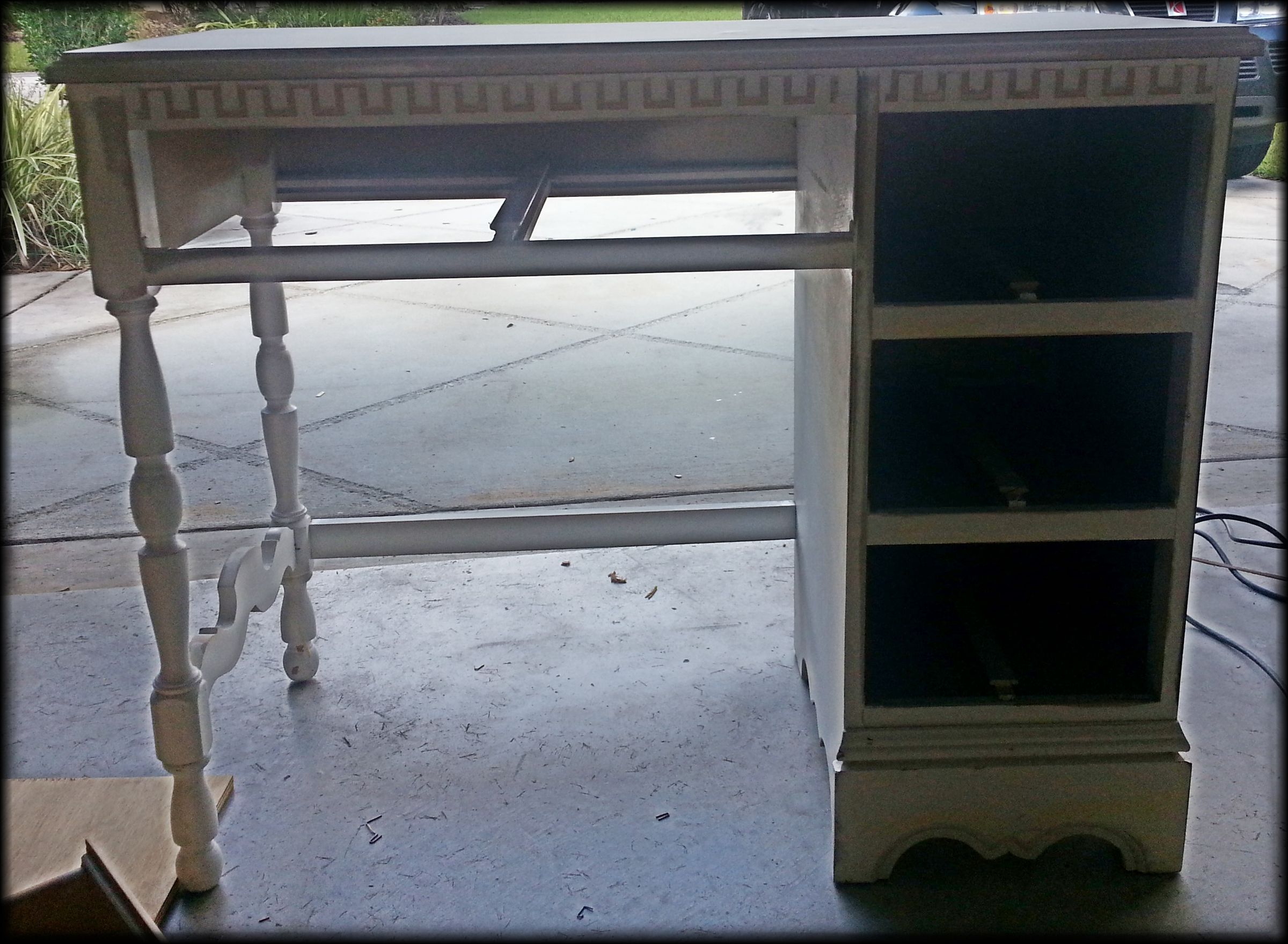 Secret Compartment in Remodeled Desk - Instructables