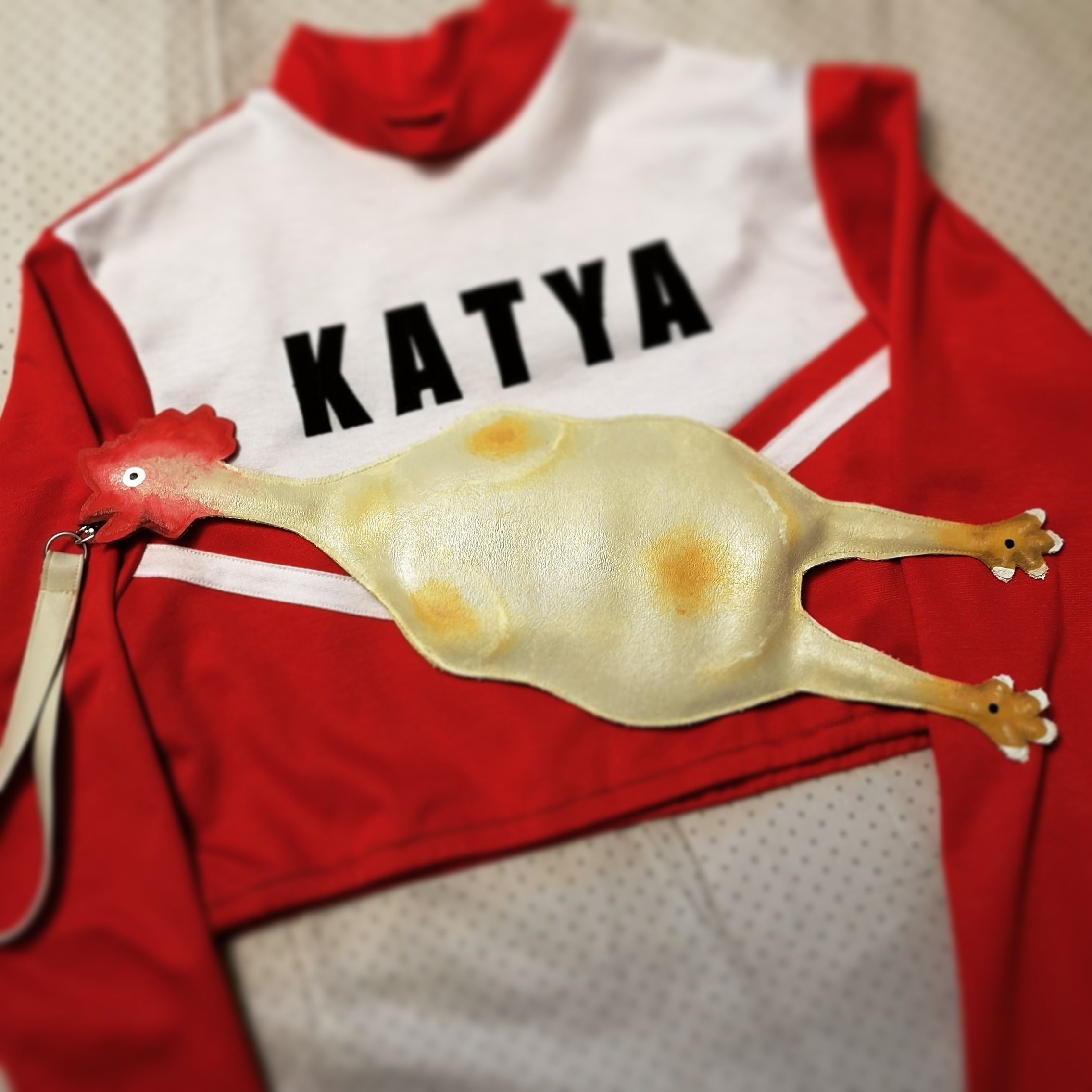 How to Make a Rubber Chicken Handbag : 8 Steps (with Pictures ...
