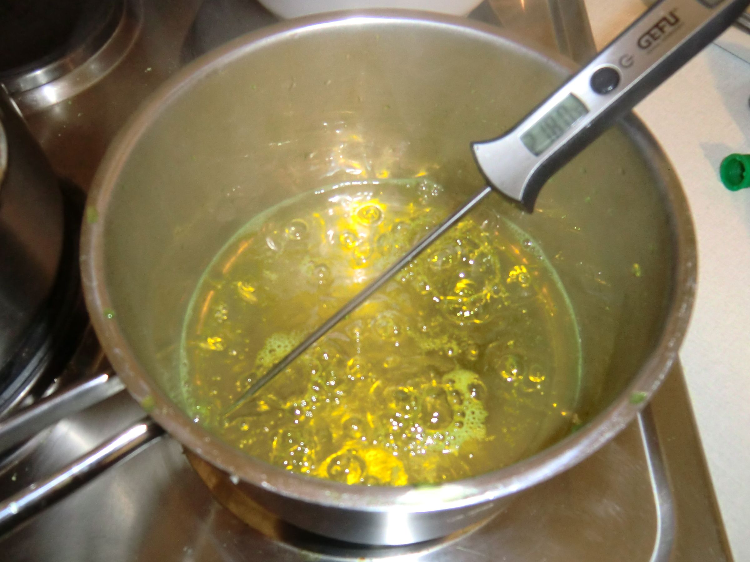 Kryptonite Candy : 4 Steps (with Pictures) - Instructables