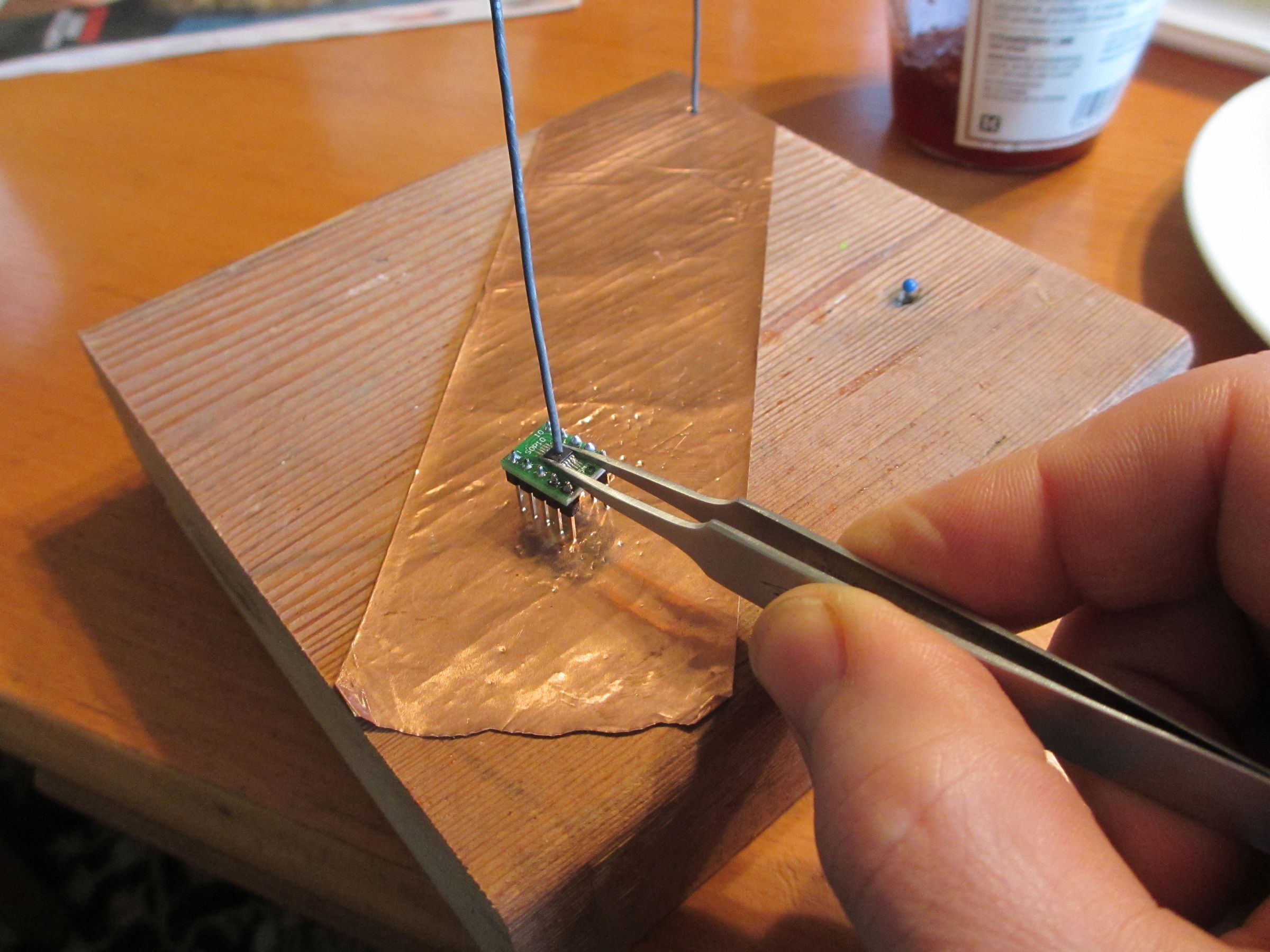 Soldering SOP or Micro Surface Mount Chips : 5 Steps - Instructables