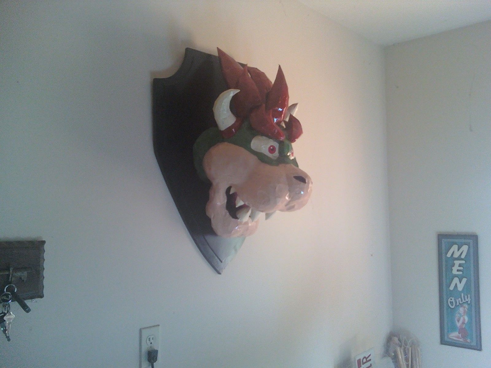 Making a Bowser Hunting Trophy : 7 Steps (with Pictures) - Instructables