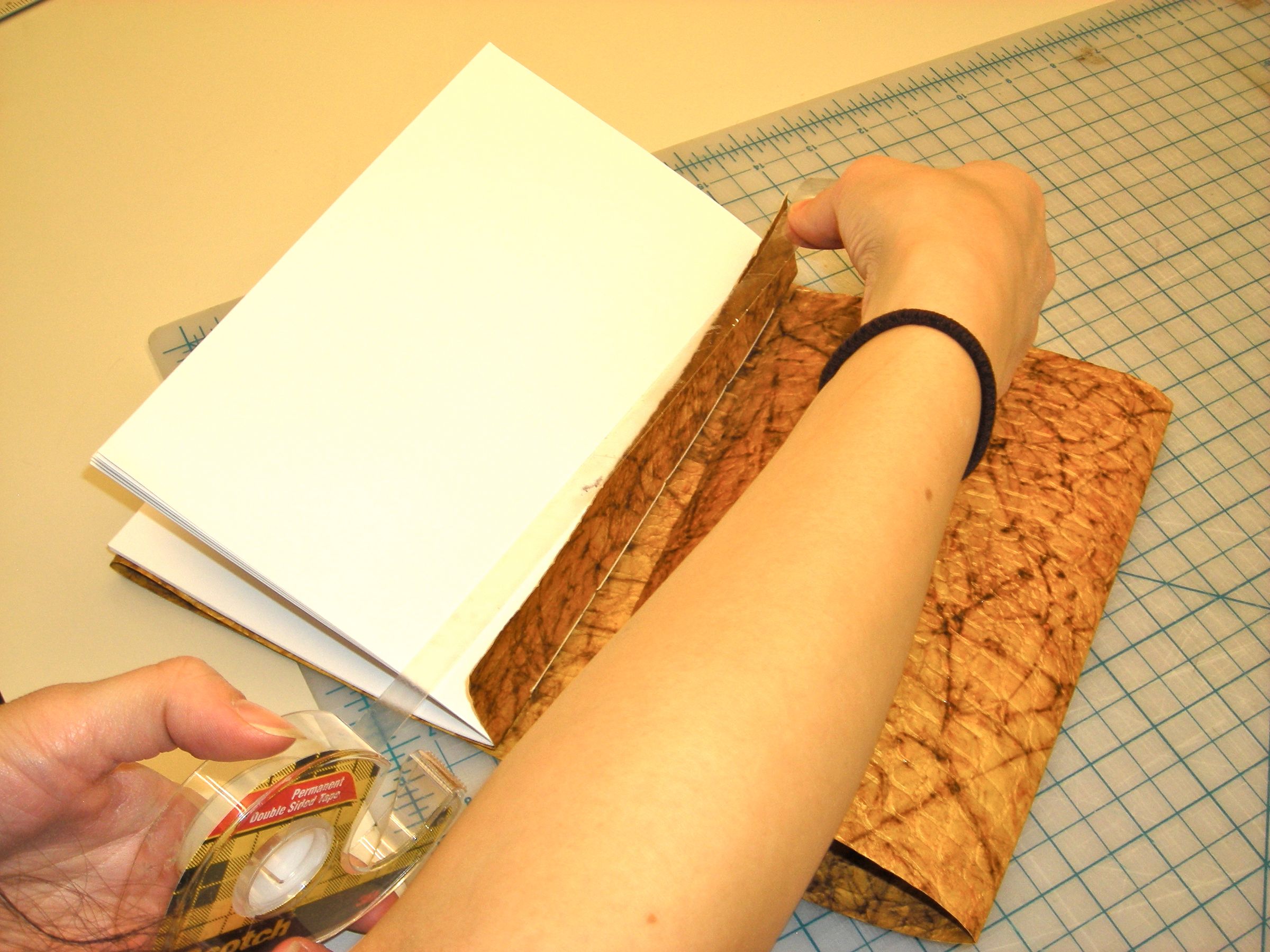 How to Sew a Softcover Pamphlet : 7 Steps (with Pictures) - Instructables