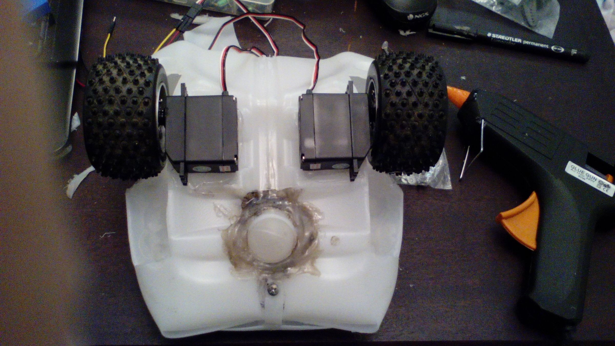 FREE SUMO ROBOT STRUCTURE From 5L Cleaning Container : 10 Steps (with ...