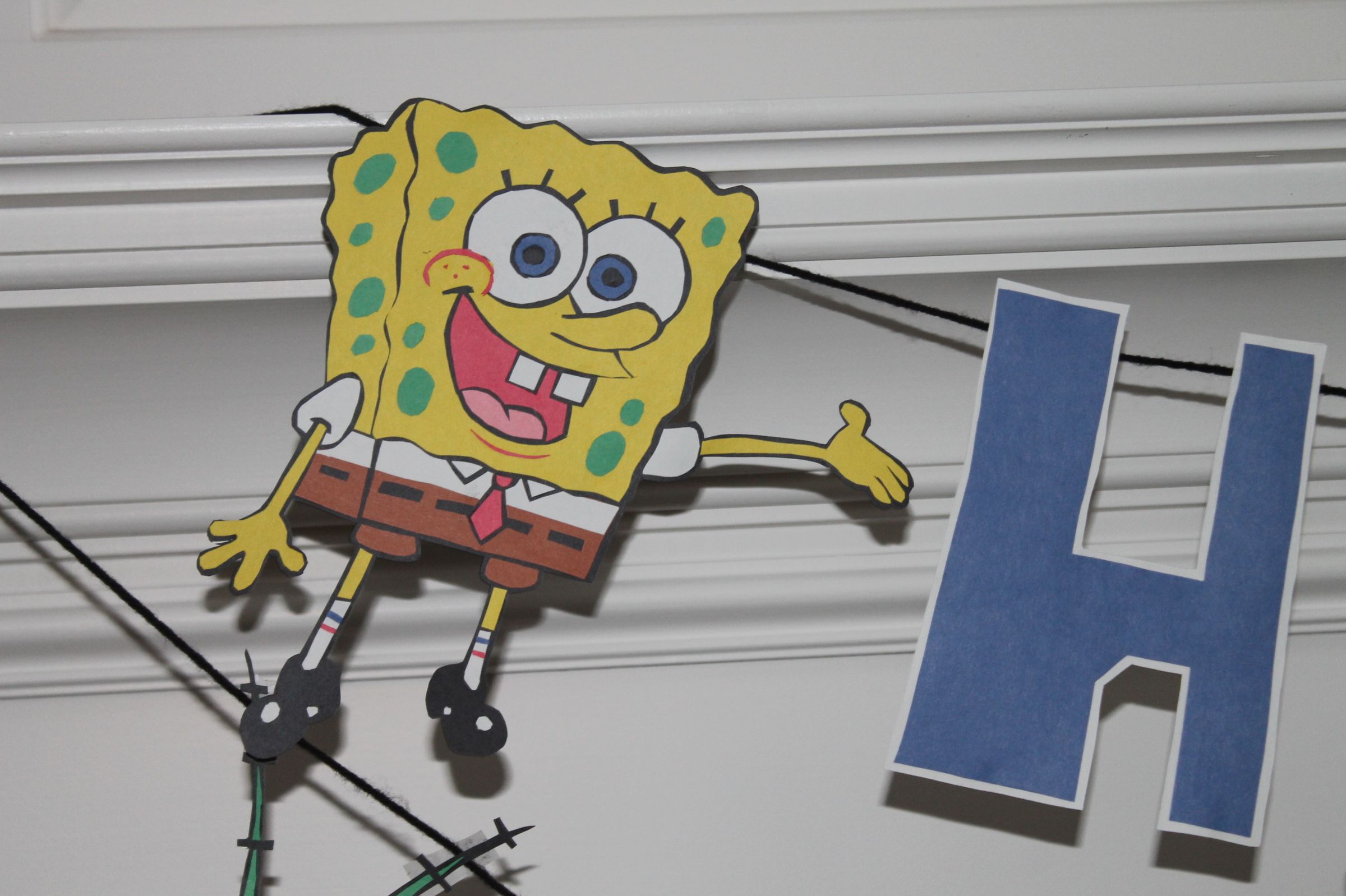 Construction Paper Cartoon Character Banner : 11 Steps - Instructables