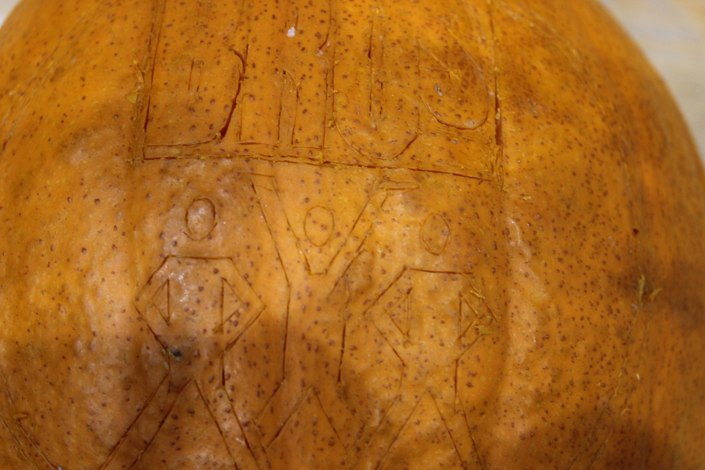 Bros Pumpkin Carving : 8 Steps - Instructables
