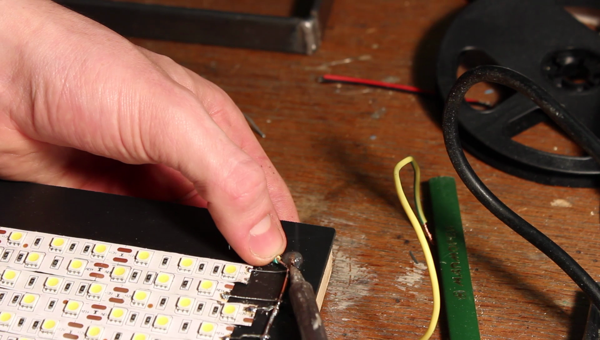 How to Make a Bright LED Panel for 20$ : 7 Steps (with Pictures ...