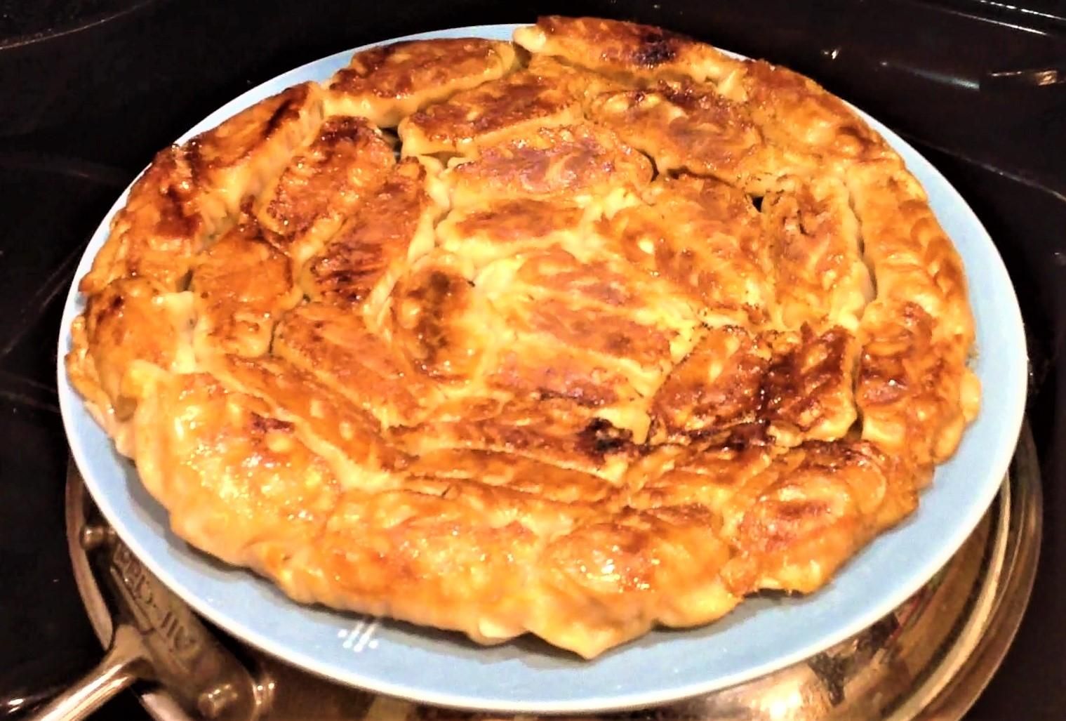Pork Sauerkraut Dumplings Pull-Apart Pie Step by Step From Scratch : 8 ...