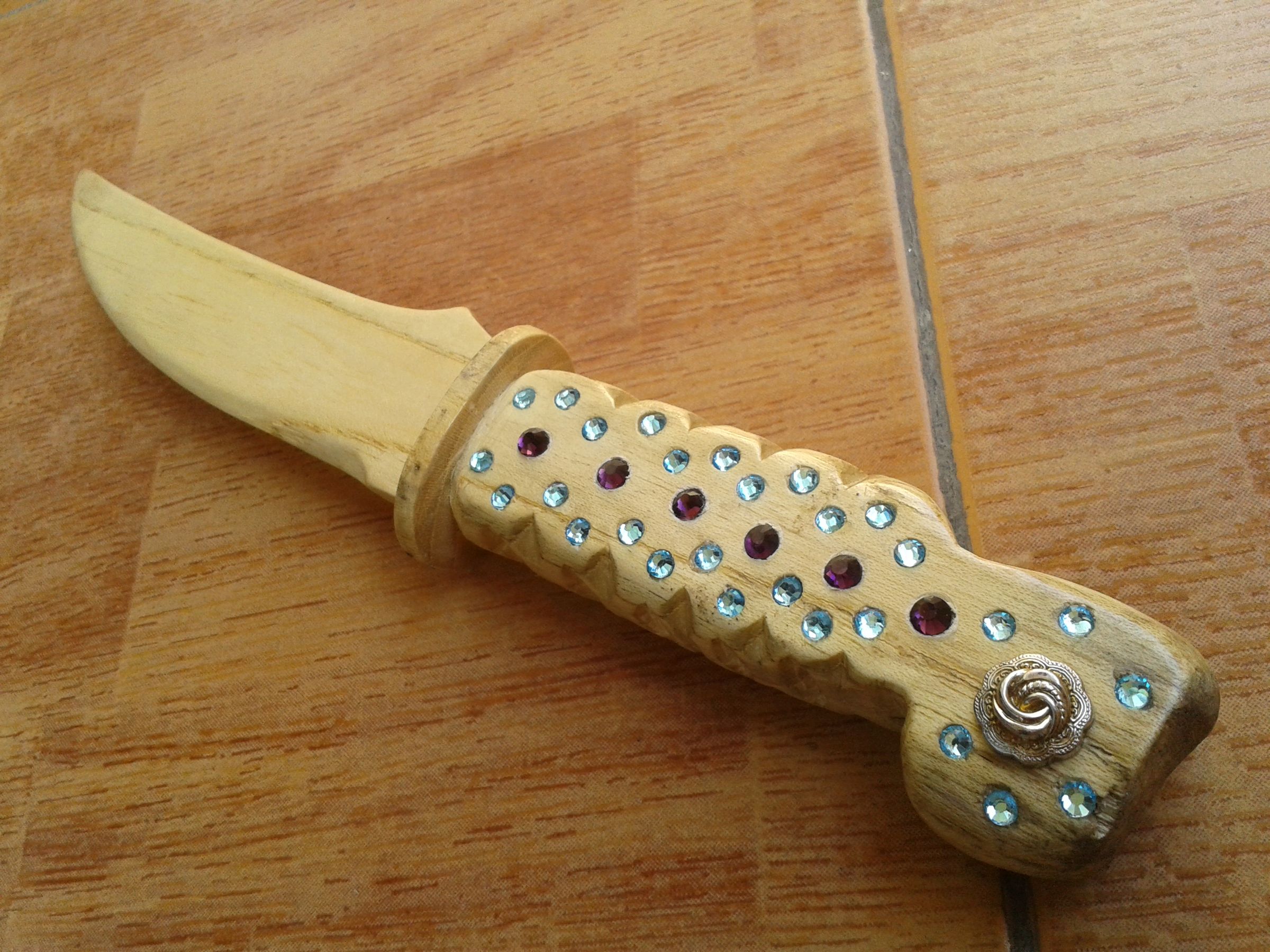 Wooden Arabian Knife (Khanjar) : 5 Steps (with Pictures) - Instructables