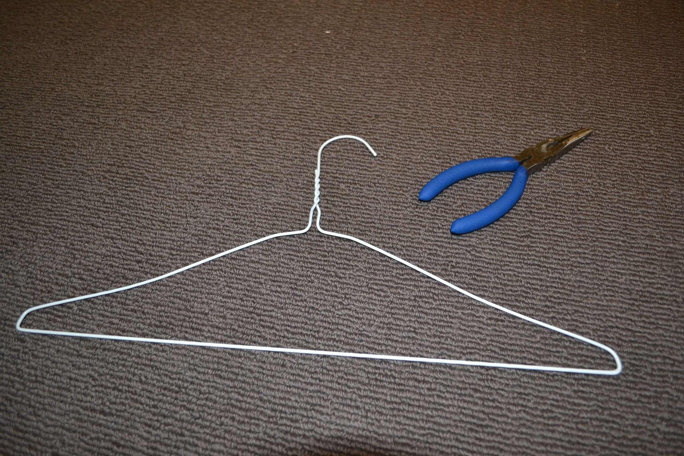 DIY Grappling Hook Made From Household Items! : 6 Steps (with Pictures ...