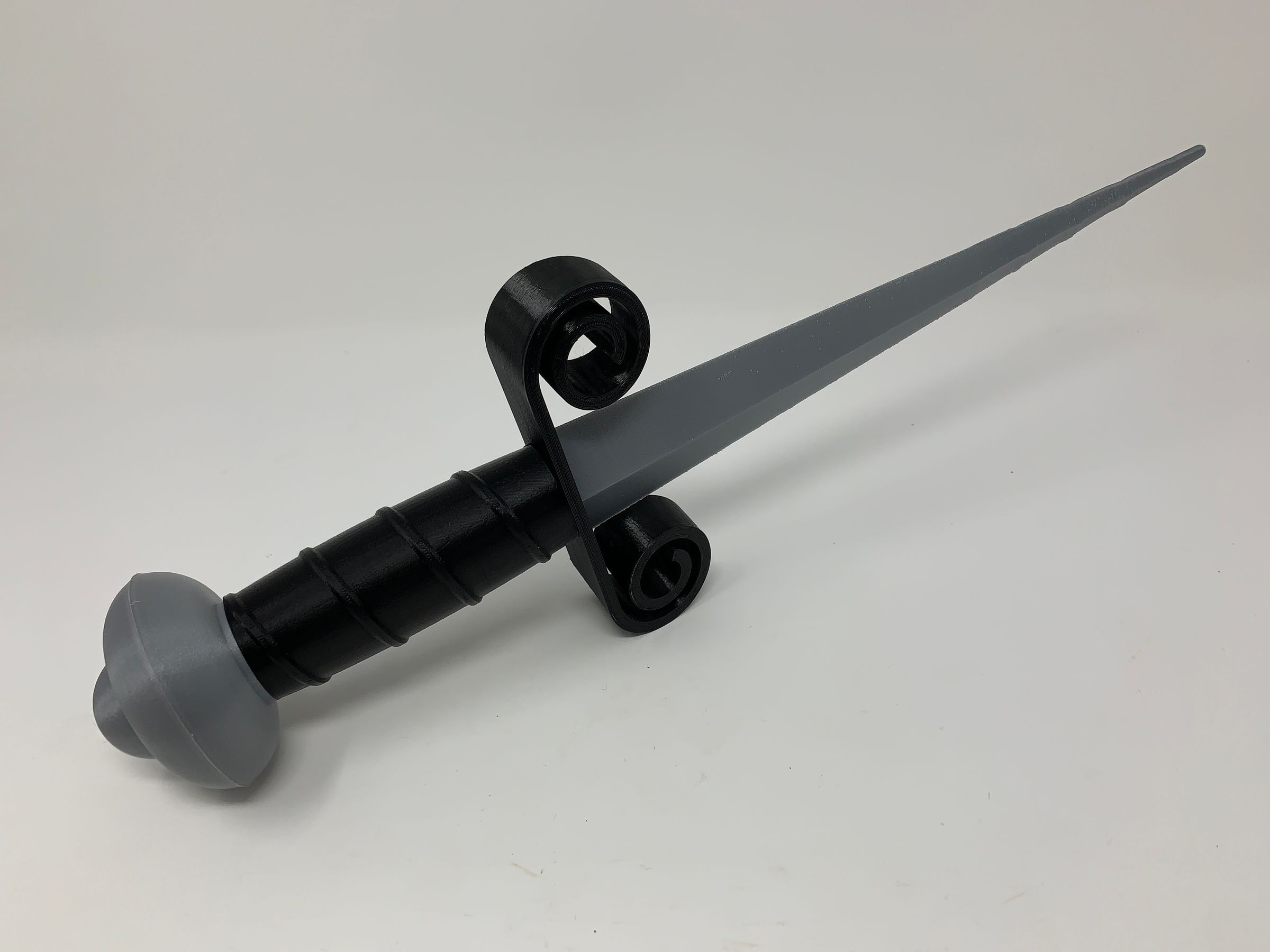 Designing a Cosplay Dagger Using Autodesk Fusion 360. - Instructables