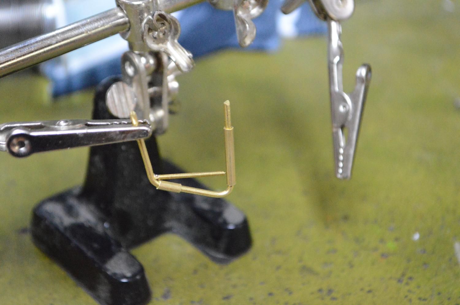 Make a Mechanical Bug From a Vacuum Tube : 8 Steps (with Pictures ...