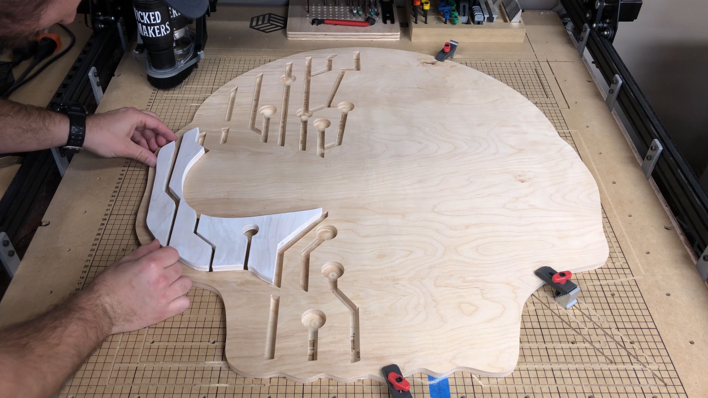 Giant Backlit LED Skull Sign : 10 Steps (with Pictures) - Instructables