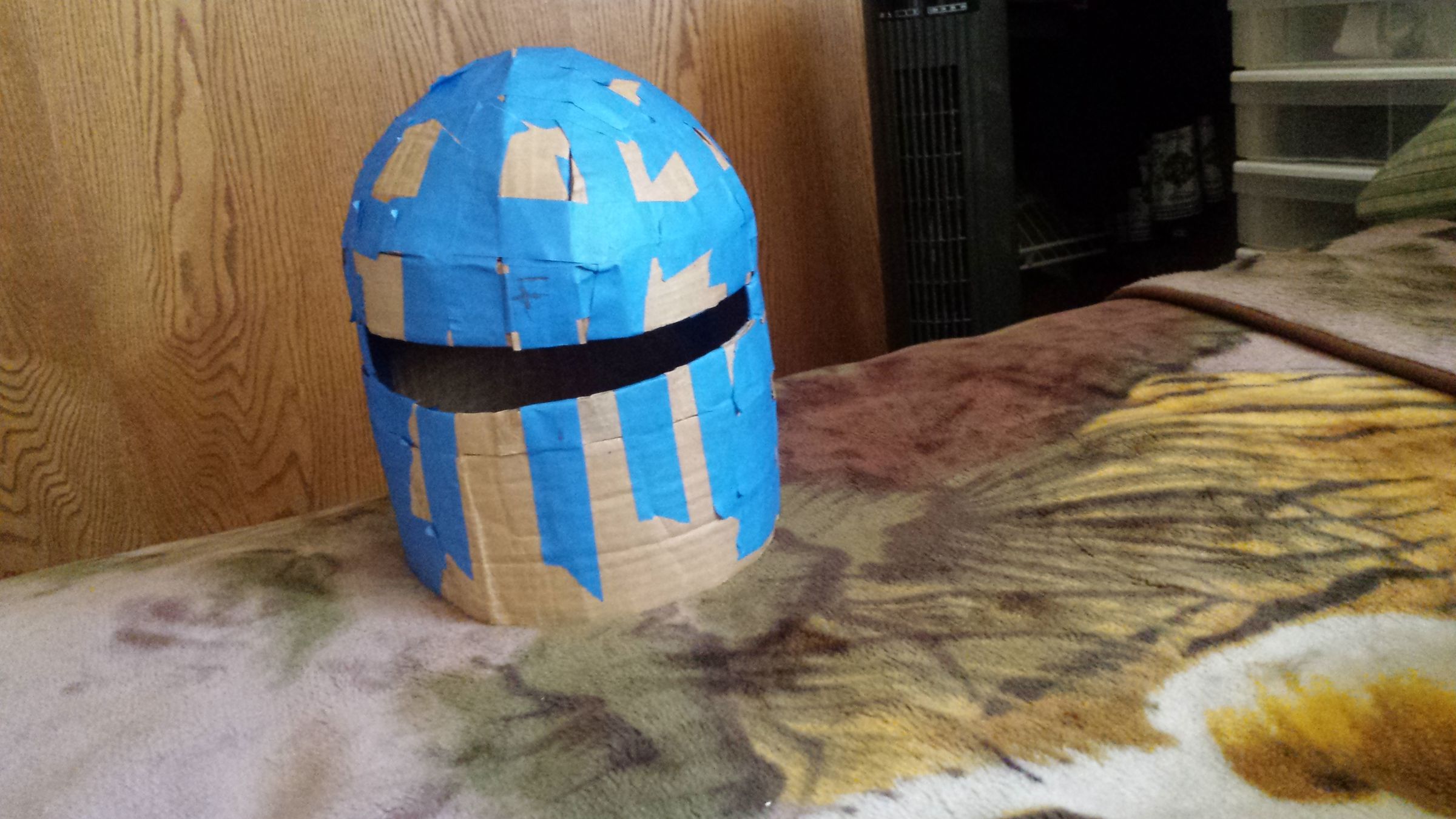 Easy to Make Ninjago Golden Ninja Helmet : 6 Steps - Instructables