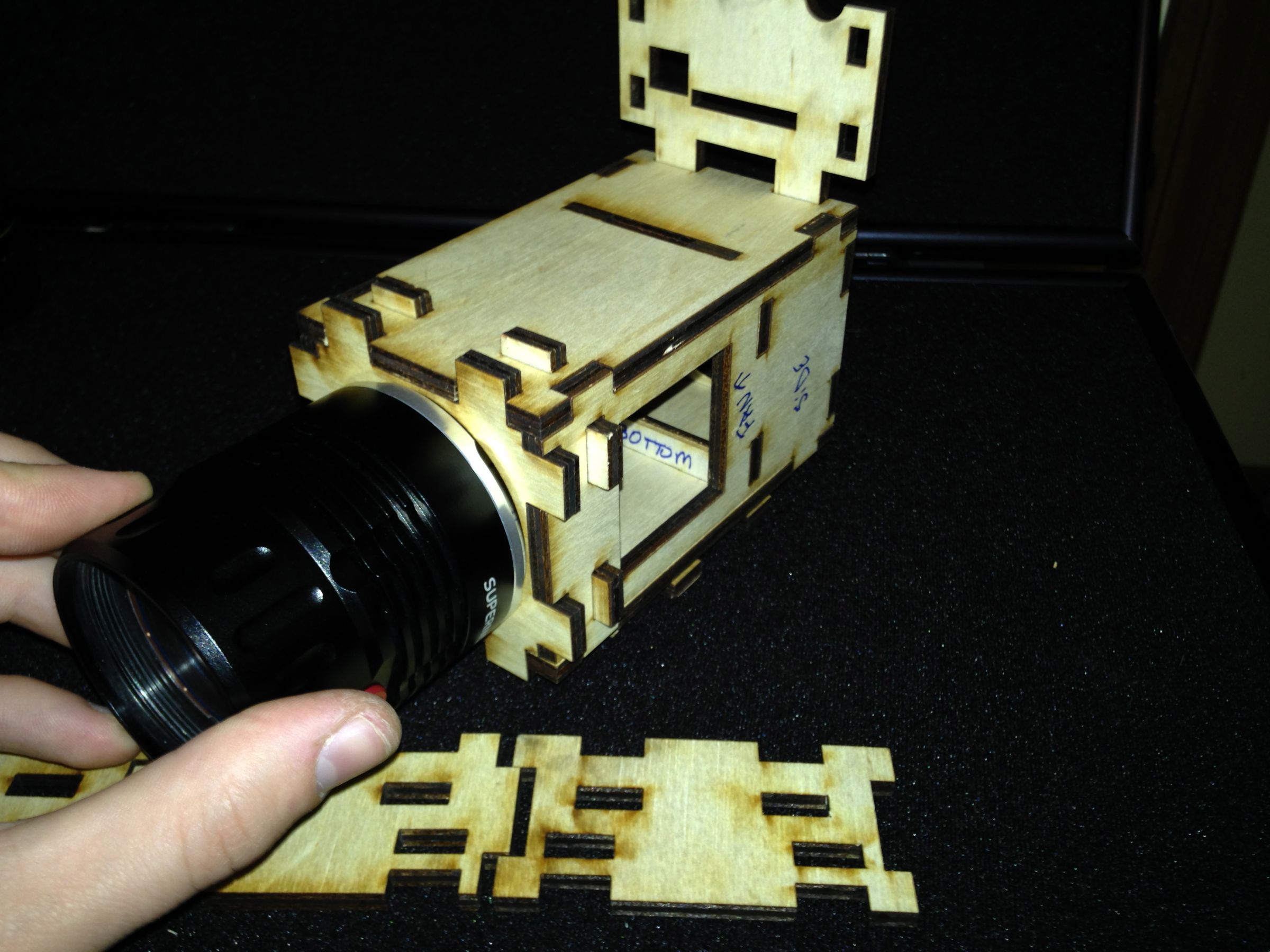 Augment Your Reality With the ITorch Raspberry Pi Flashlight Projector ...