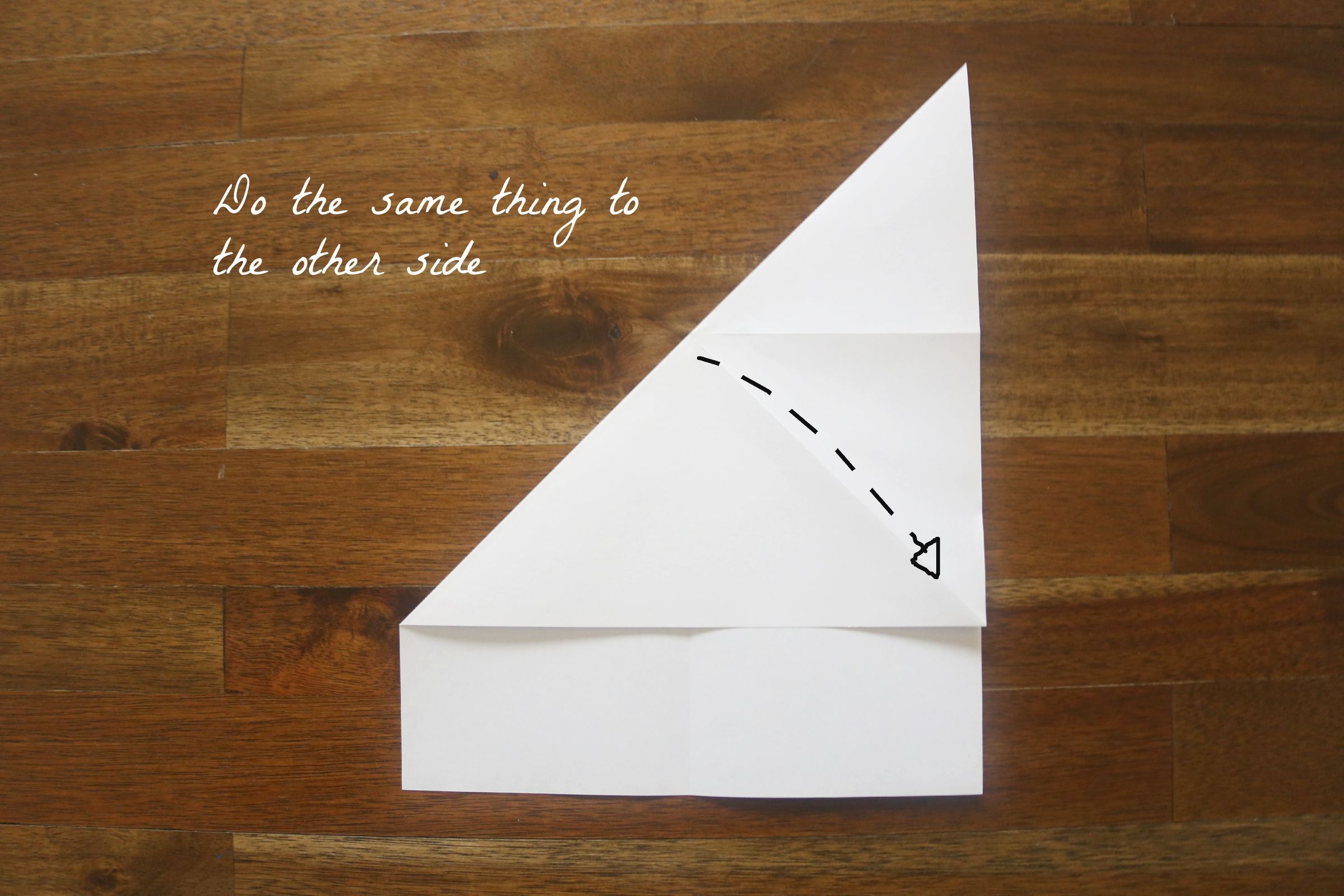 Finest Paper Plane : 4 Steps (with Pictures) - Instructables