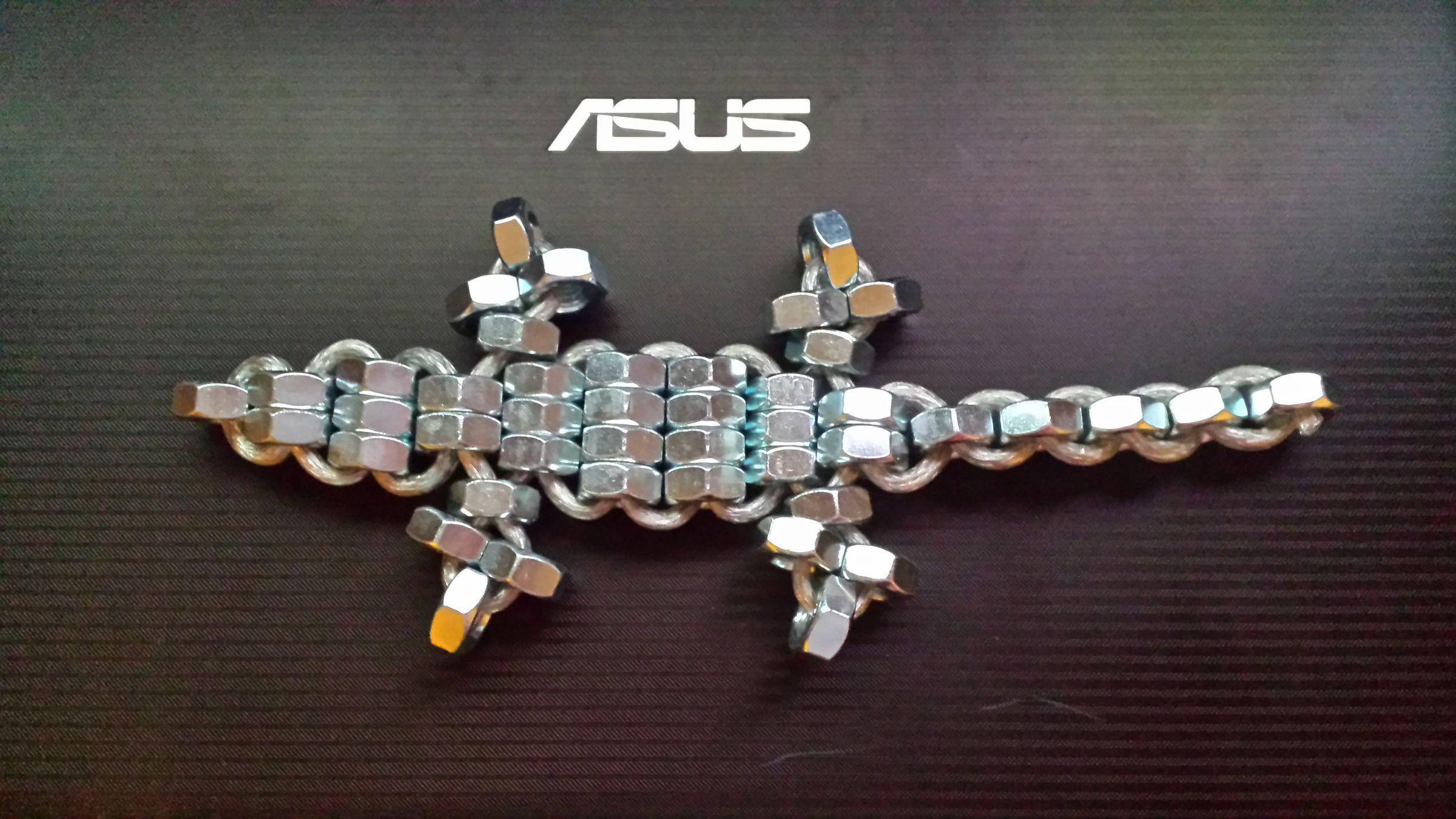 Paracord Gecko/ Lizard : 10 Steps (with Pictures) - Instructables