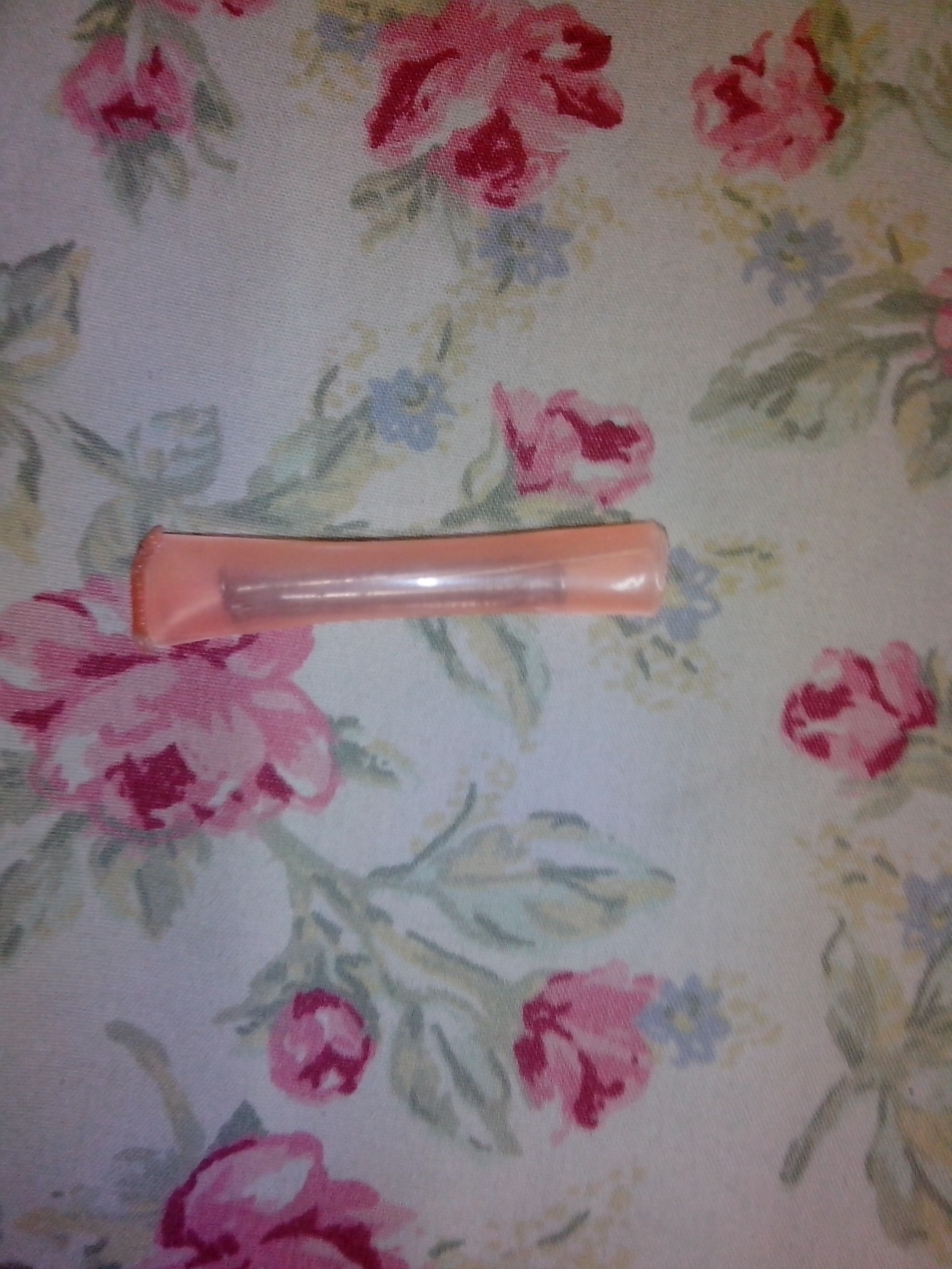 STRAW SURVIVAL SPY CONTAINERS : 5 Steps - Instructables