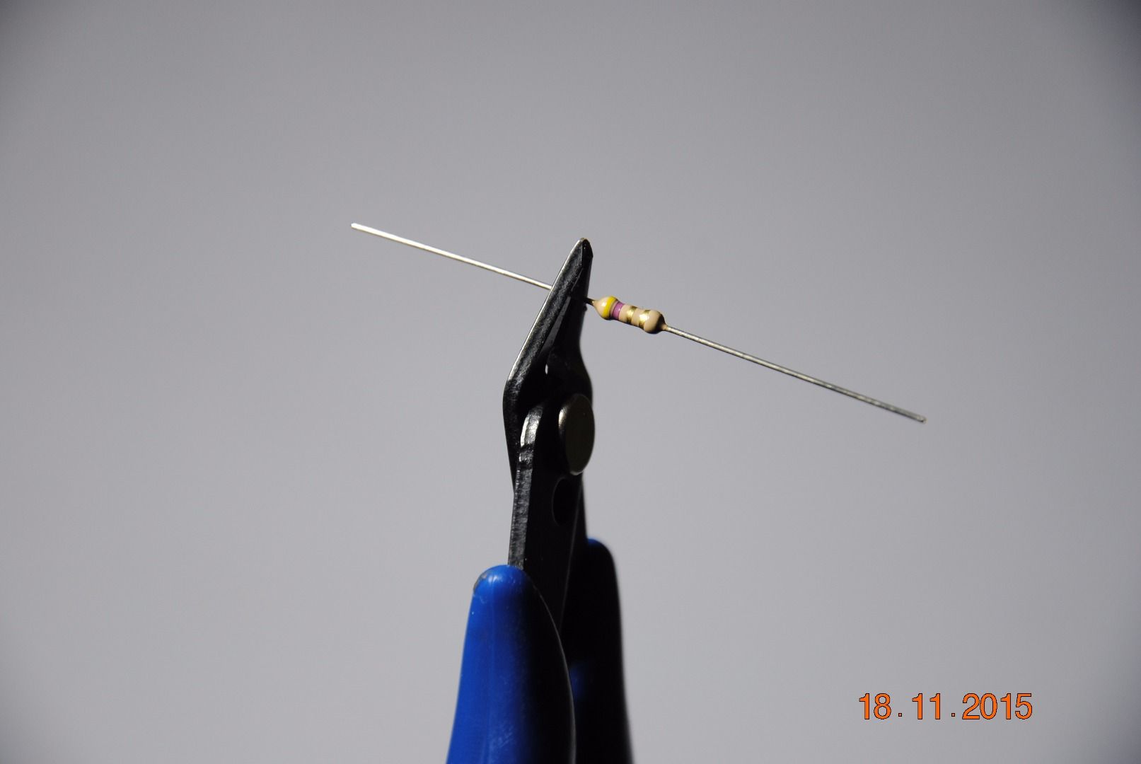 5 Things You Can Make With Spare Resistors! : 12 Steps - Instructables