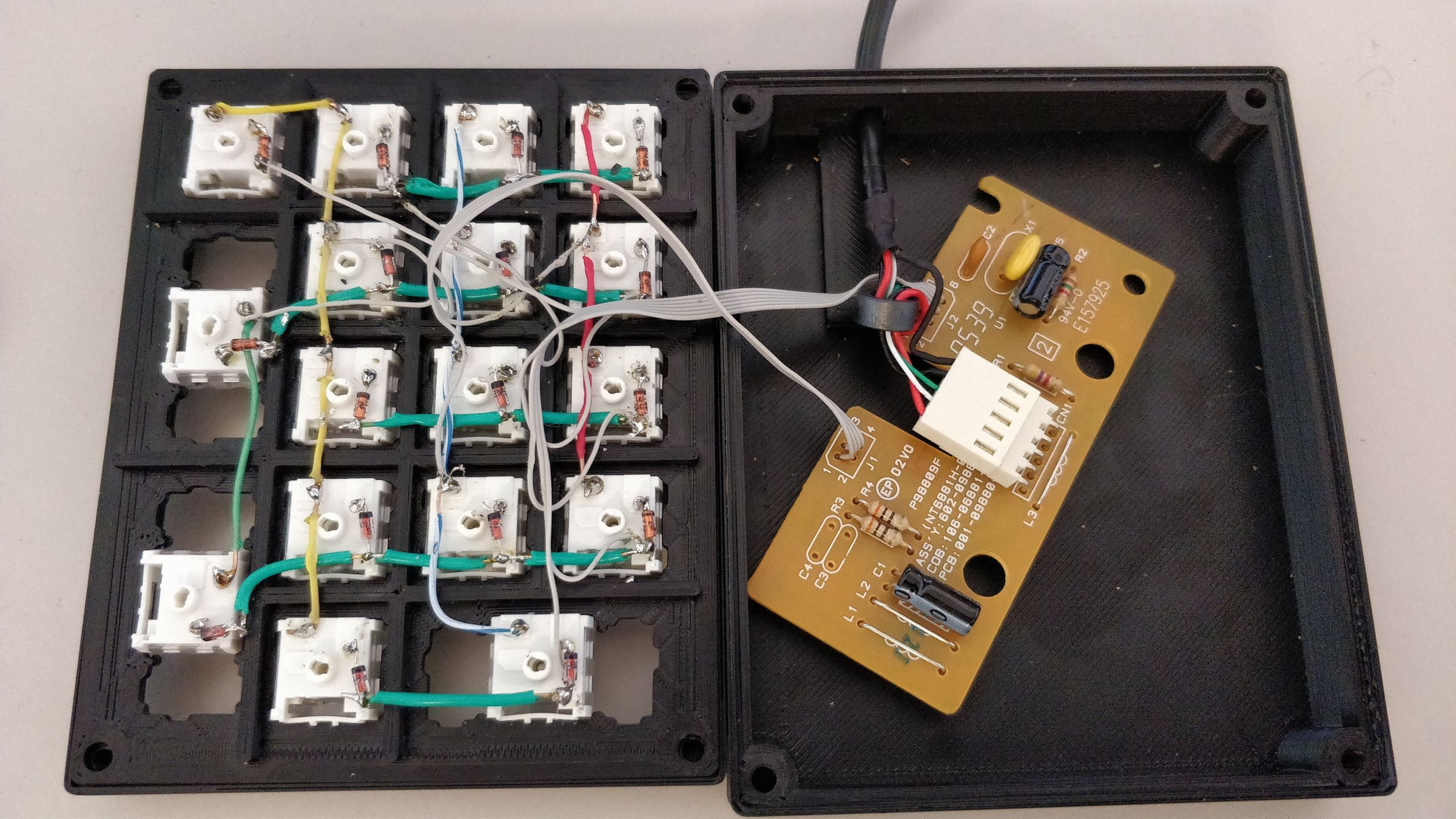 Make a Mechanical Numpad : 4 Steps - Instructables