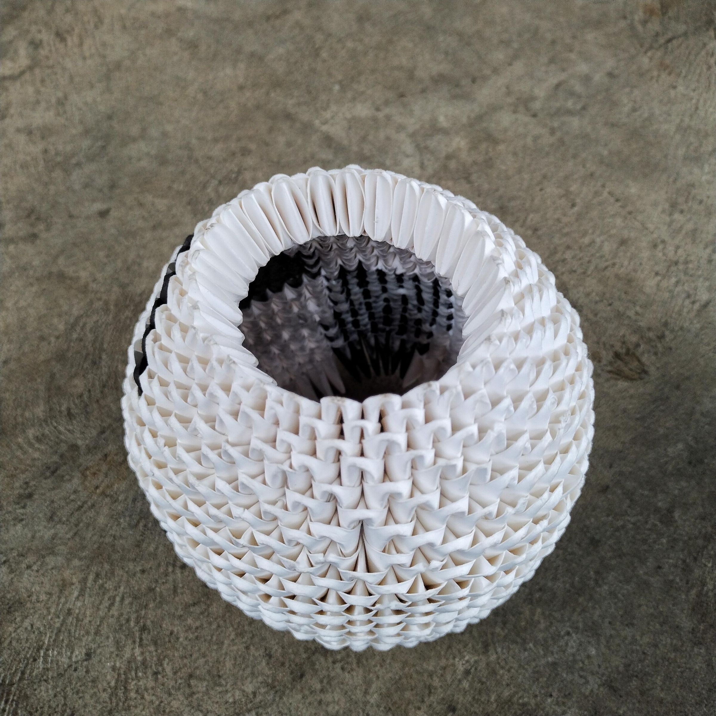 MODULAR ORIGAMI 3D PANDA : 17 Steps (with Pictures) - Instructables