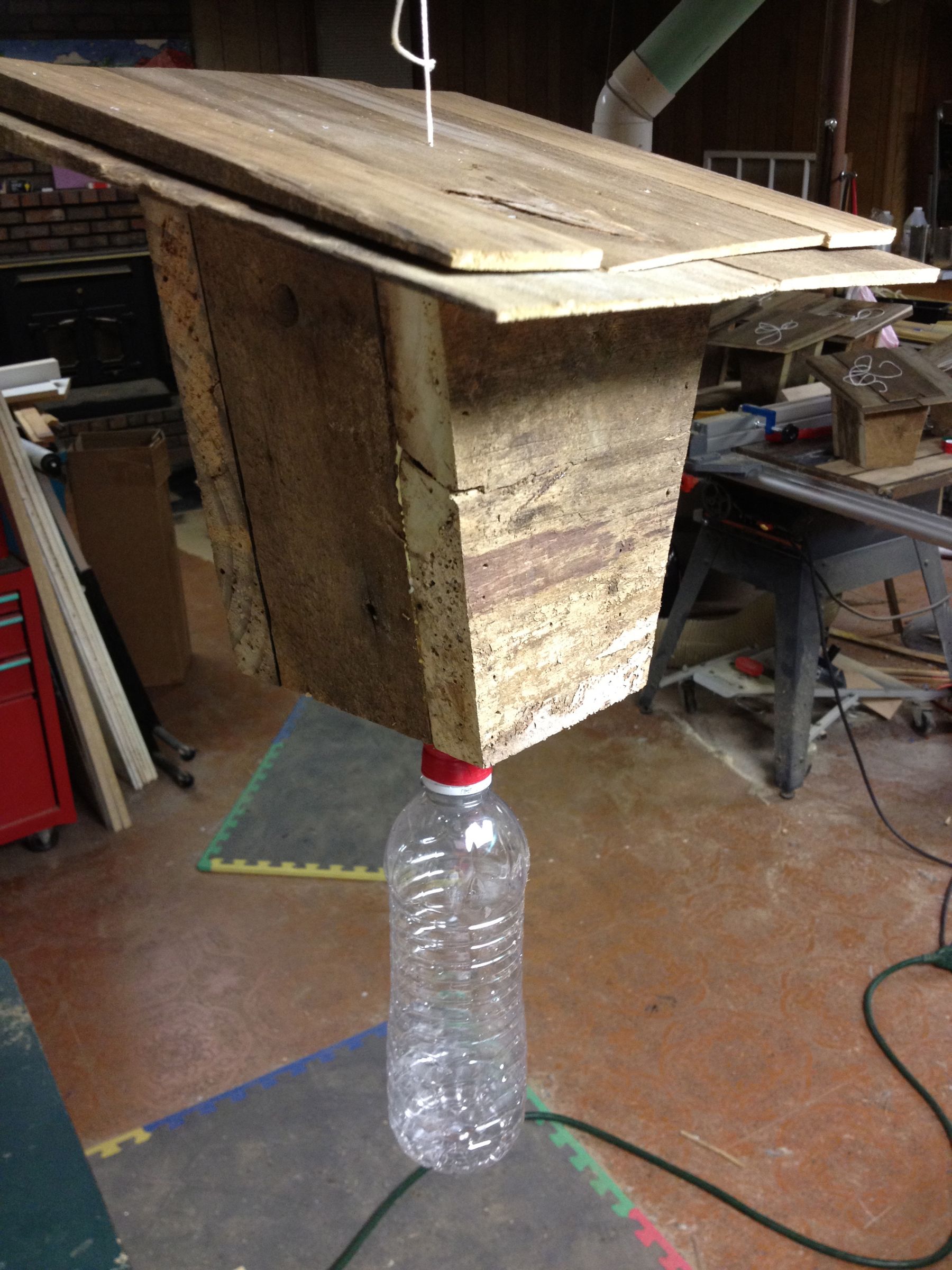 Making Carpenter Bee Traps : 6 Steps (with Pictures) - Instructables