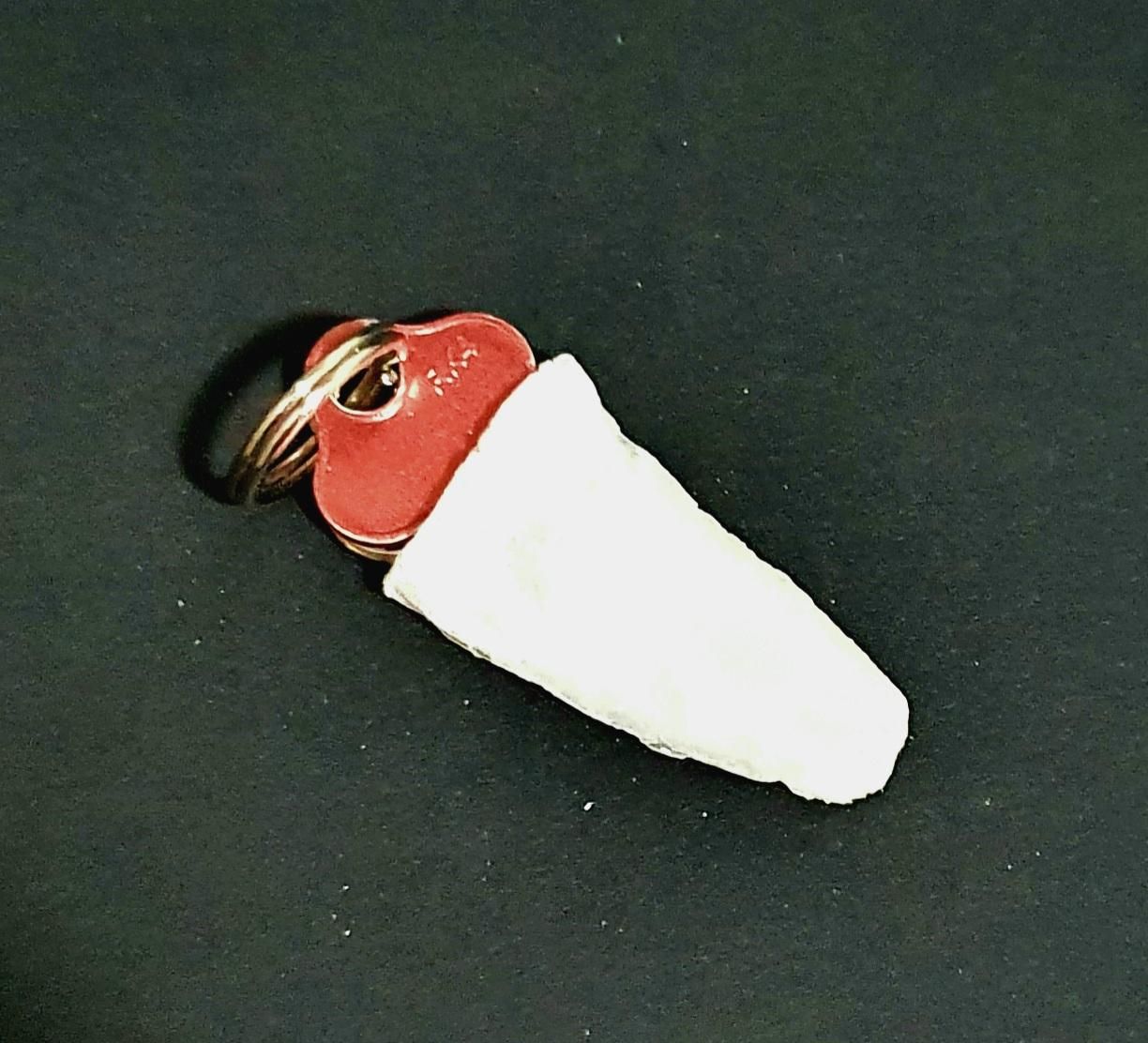 Super Glue and Baking Soda - Plastic Key Pocket Protector - Instructables
