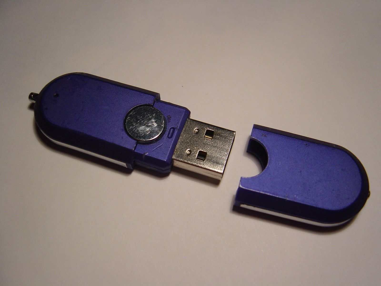 Apple Retro Pendrive : 6 Steps (with Pictures) - Instructables