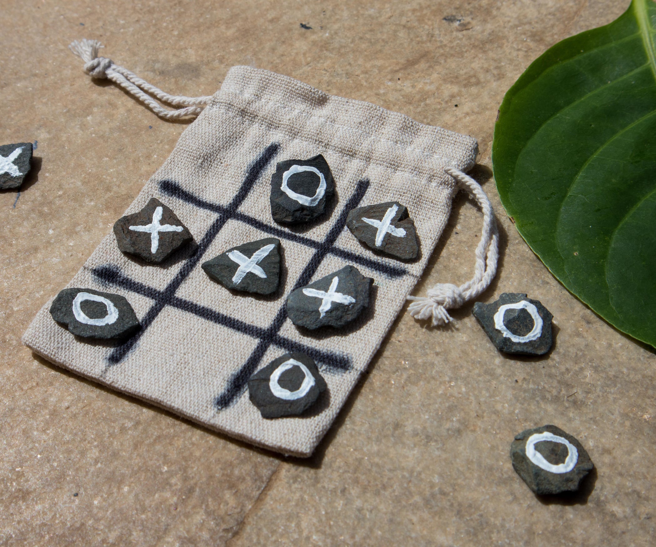 Rock Tic Tac Toe 5 Steps With Pictures Instructables