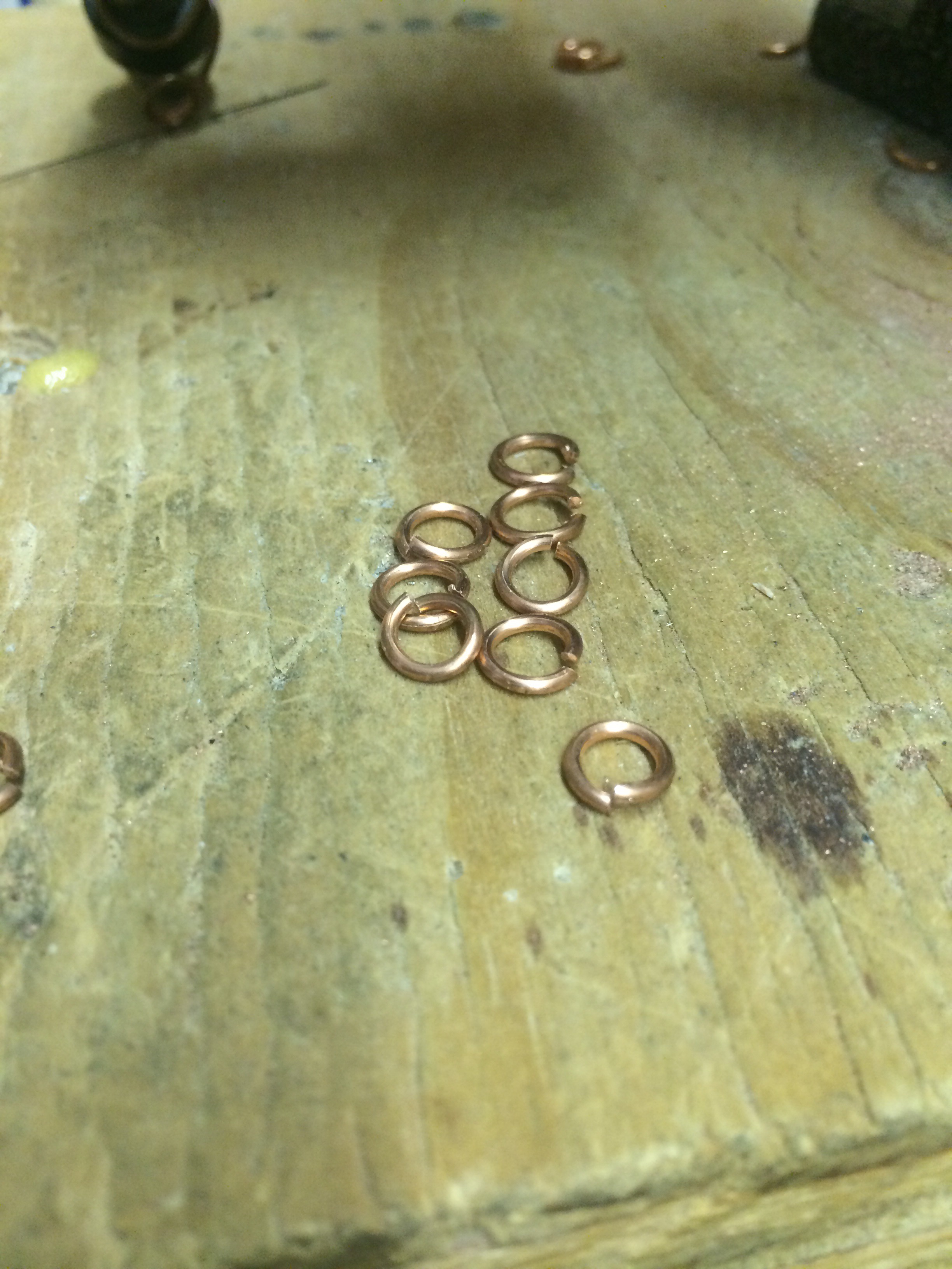 How to Make Chain Mail Links : 4 Steps - Instructables