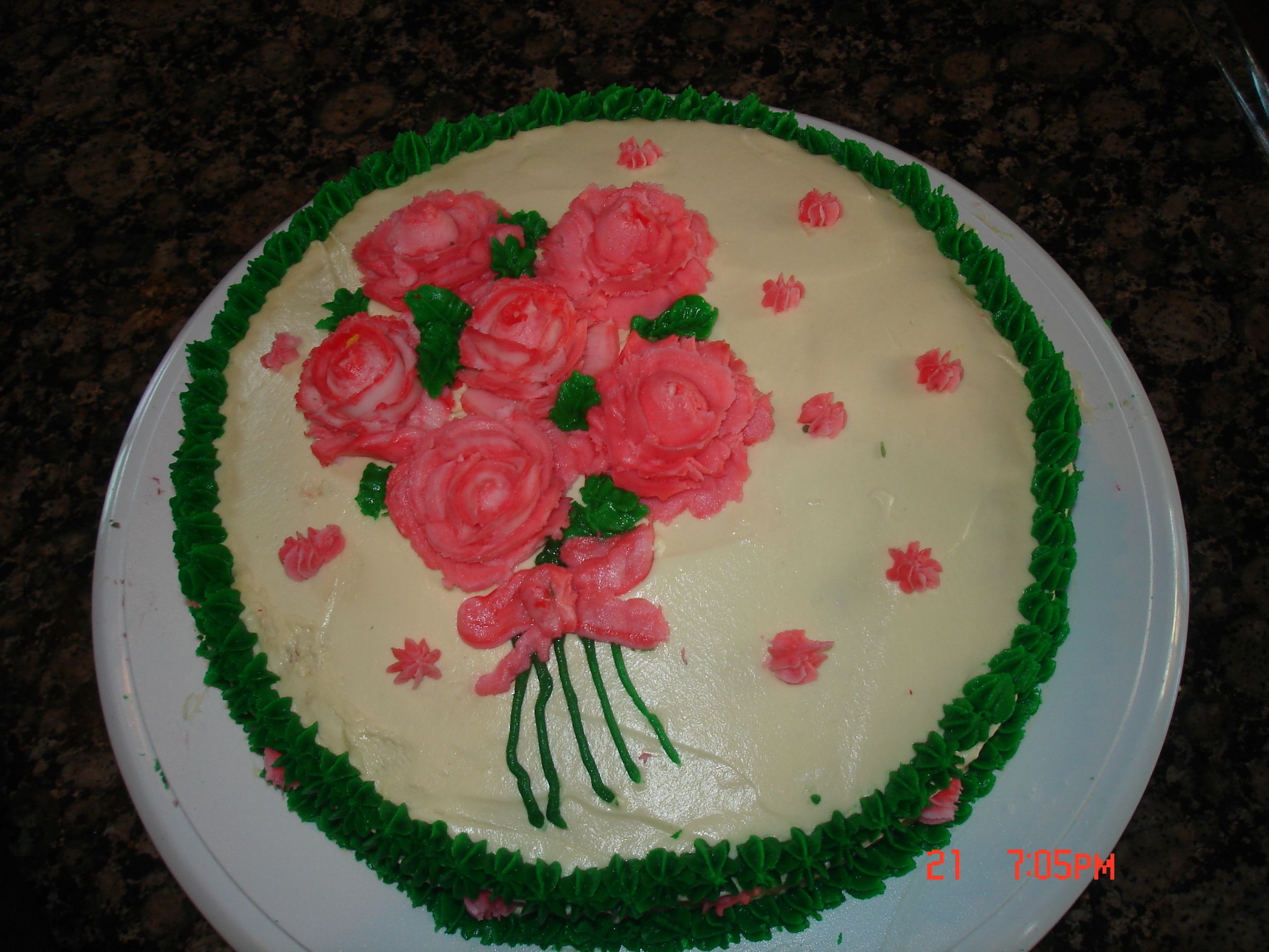 Using Roses on Your Cake - Instructables