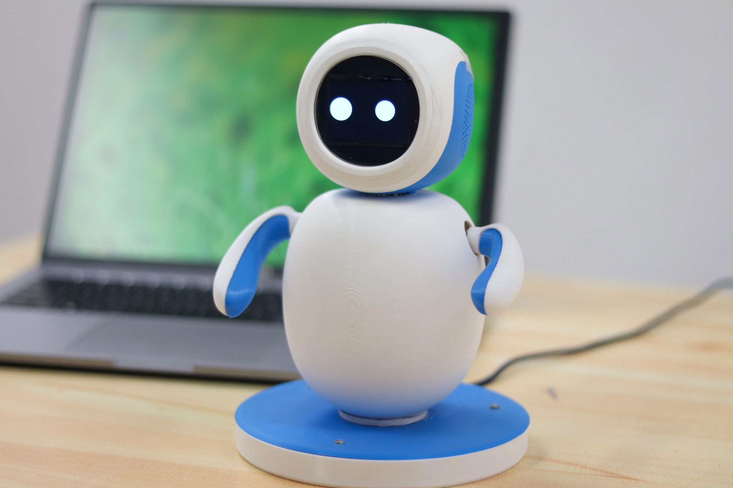 Emo - DIY Companion Robot : 10 Steps - Instructables