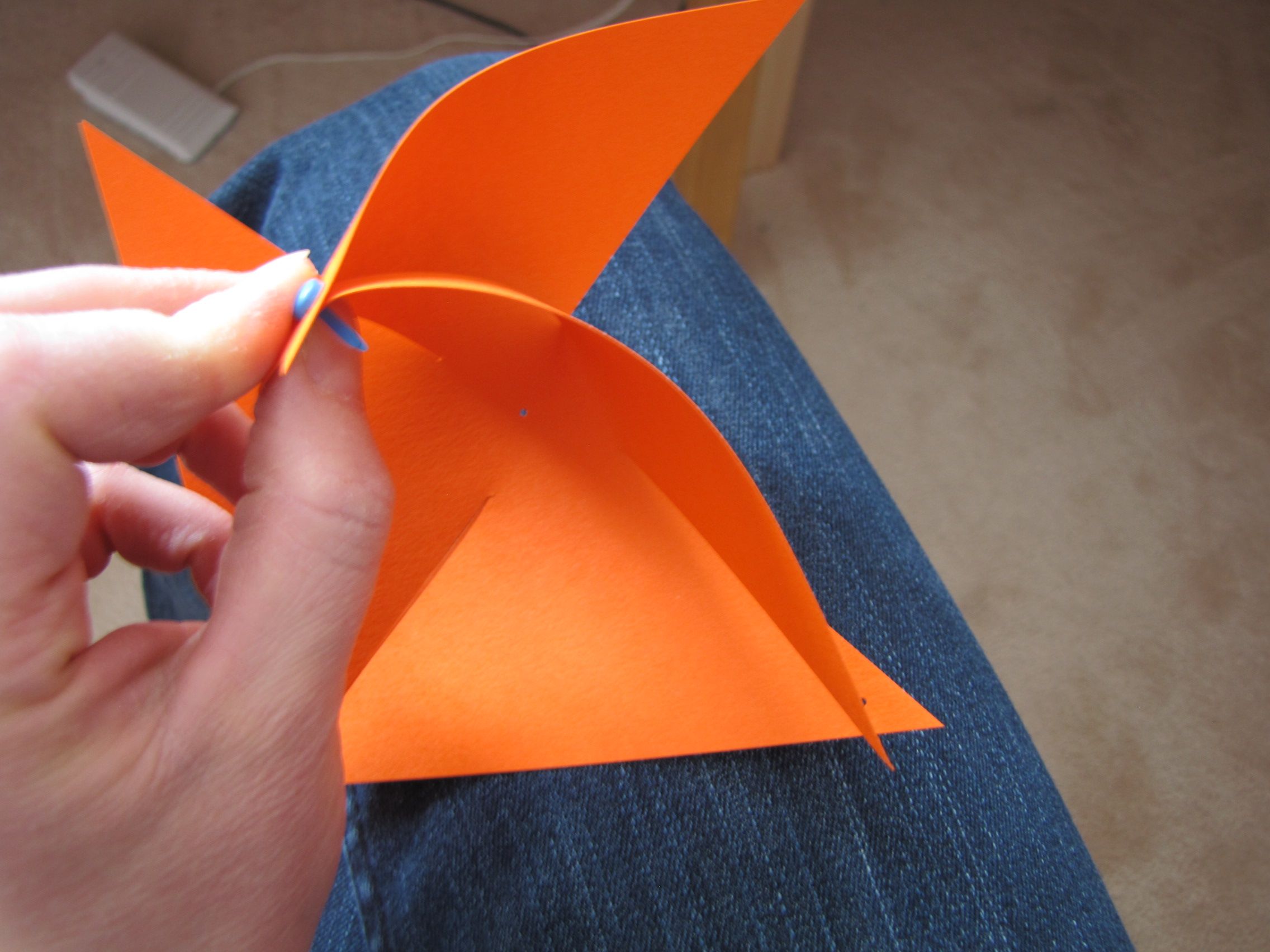Easy Breezy Pinwheel Light : 6 Steps (with Pictures) - Instructables