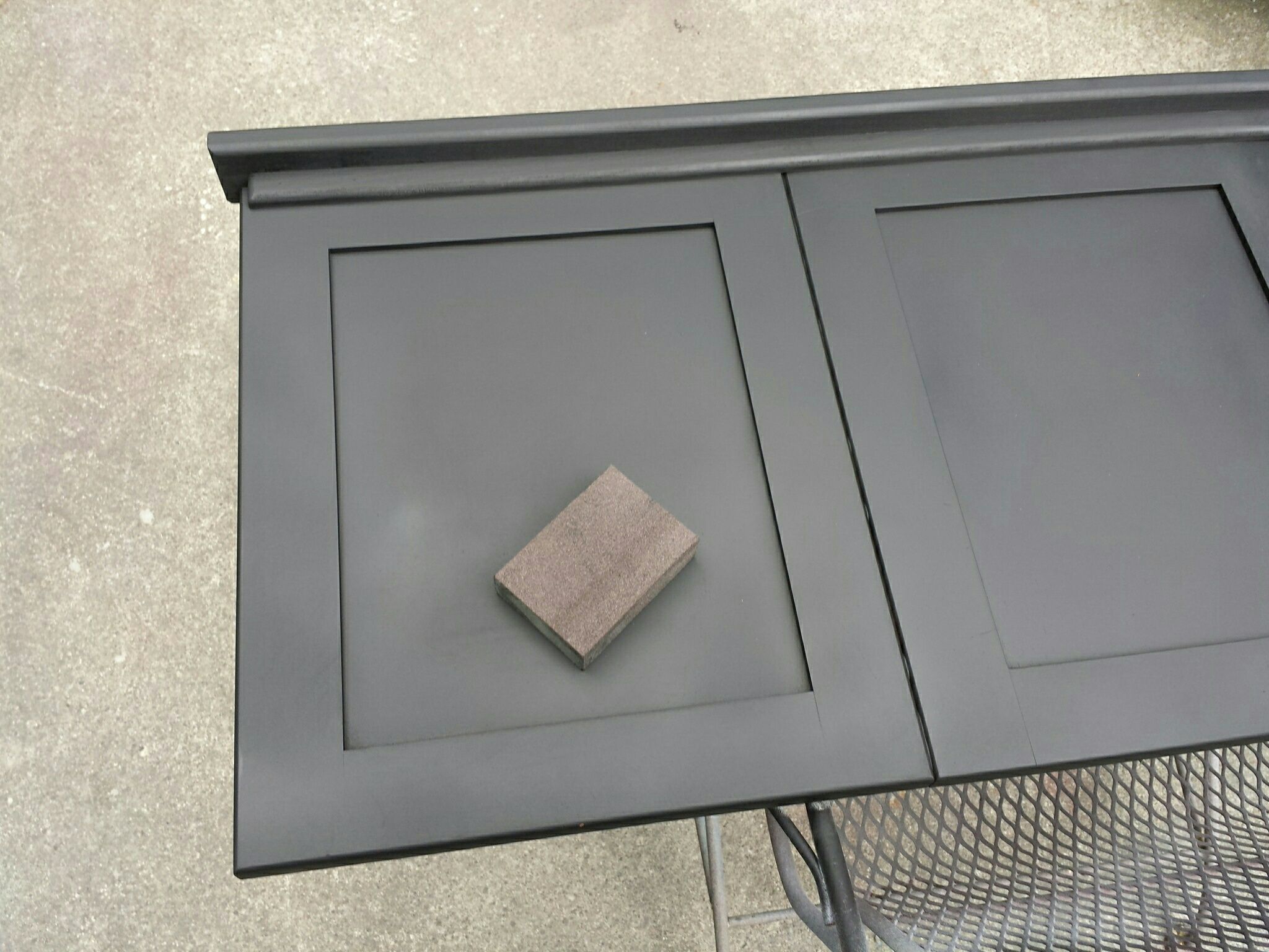 How to Create a Distressed Black Finish (easy) : 7 Steps - Instructables