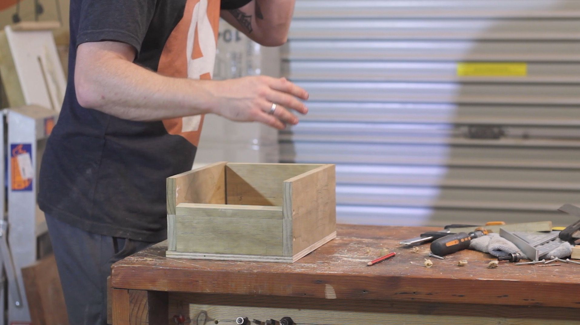 How to Make a Rustic Wood Mailbox : 5 Steps (with Pictures) - Instructables