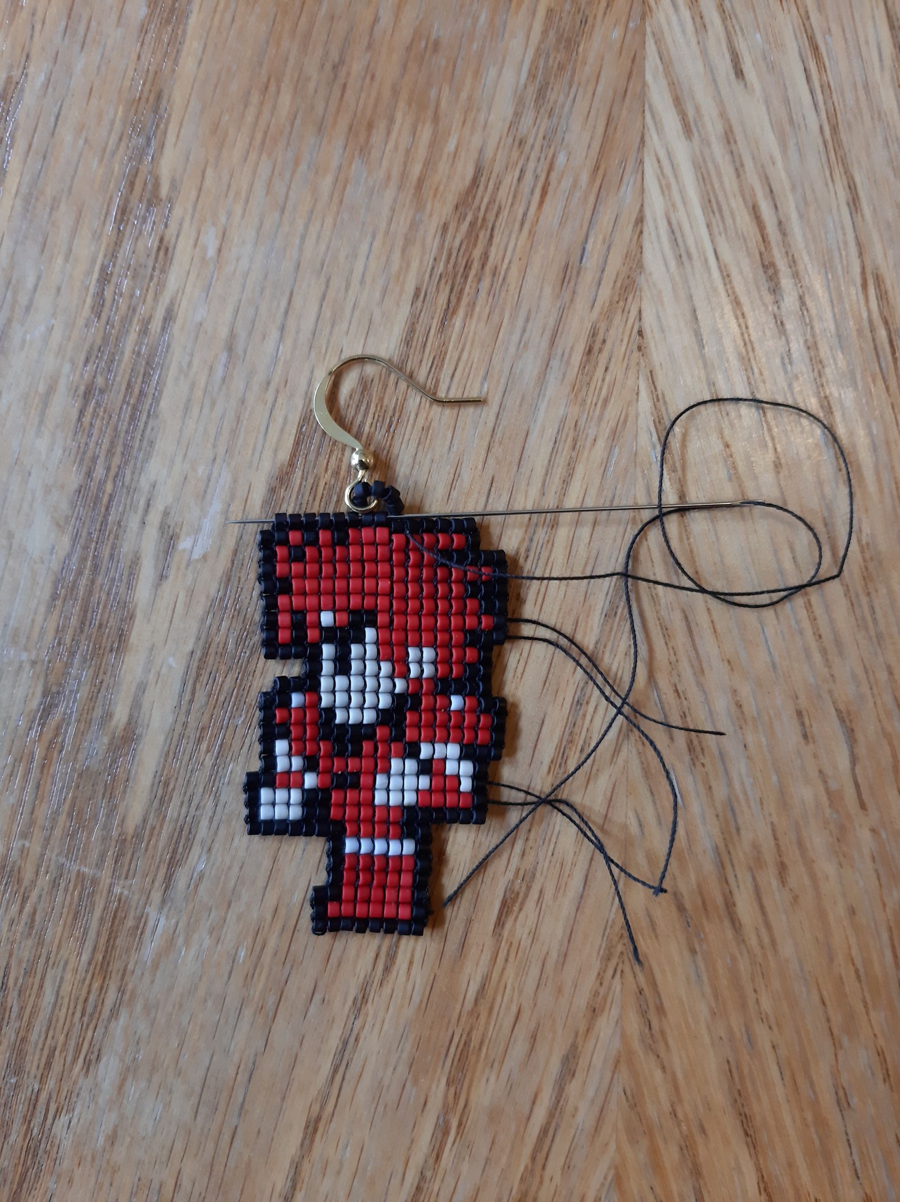 Beaded Pixel Art Jewelry : 11 Steps (with Pictures) - Instructables