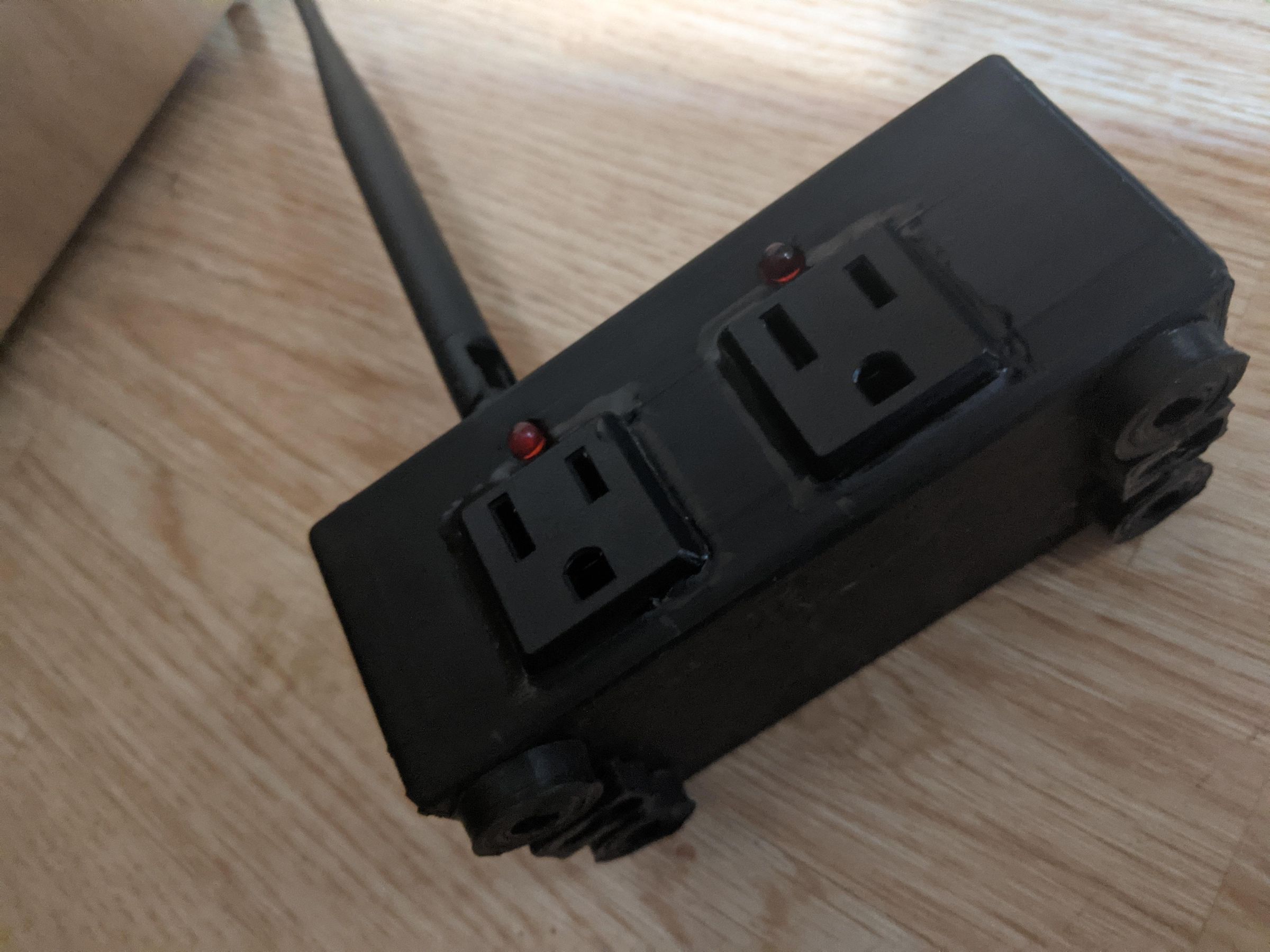 WiFi Outlet X2 Raspberry Pi : 8 Steps - Instructables