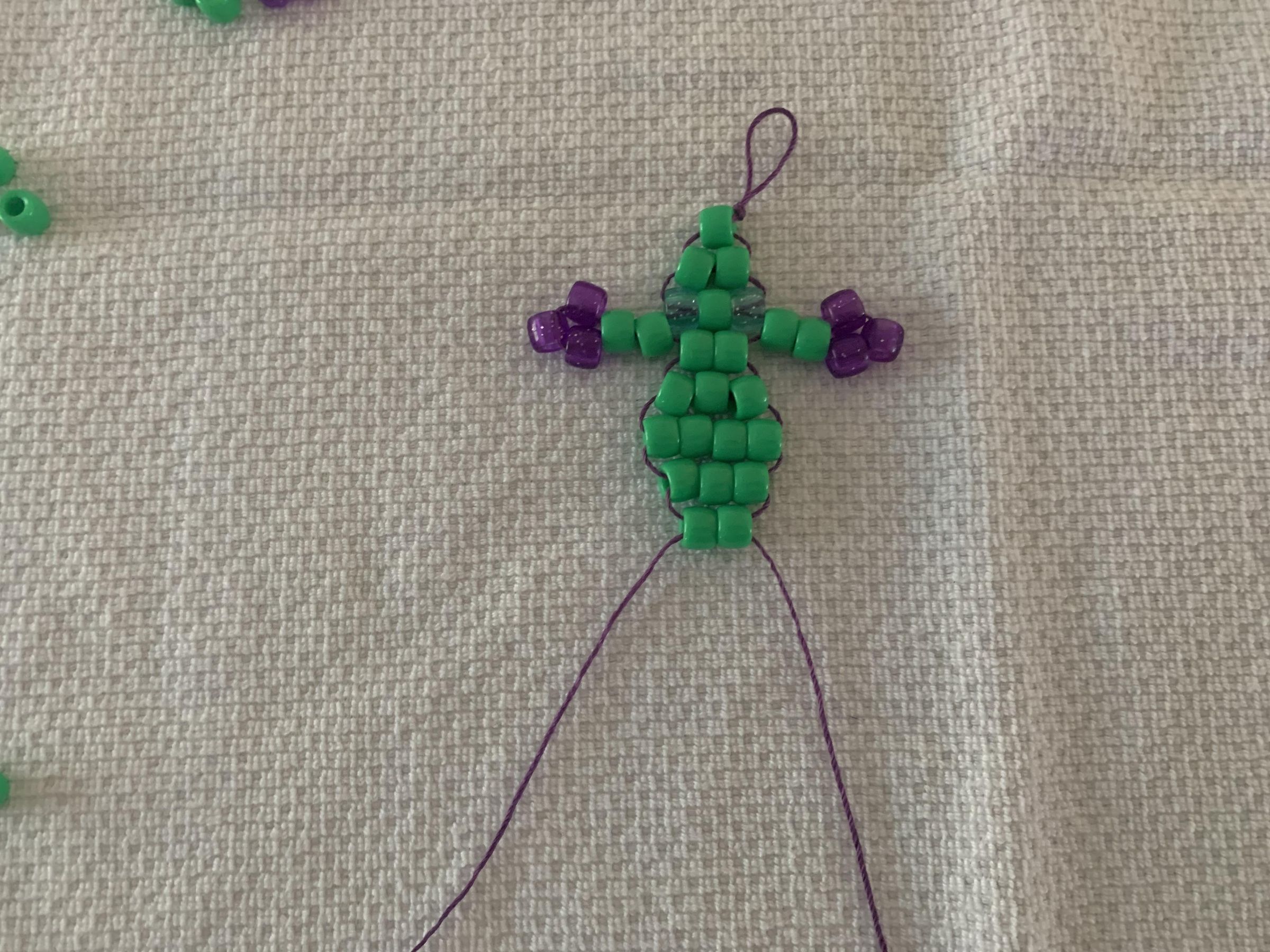 Pony Bead Lizard : 6 Steps (with Pictures) - Instructables