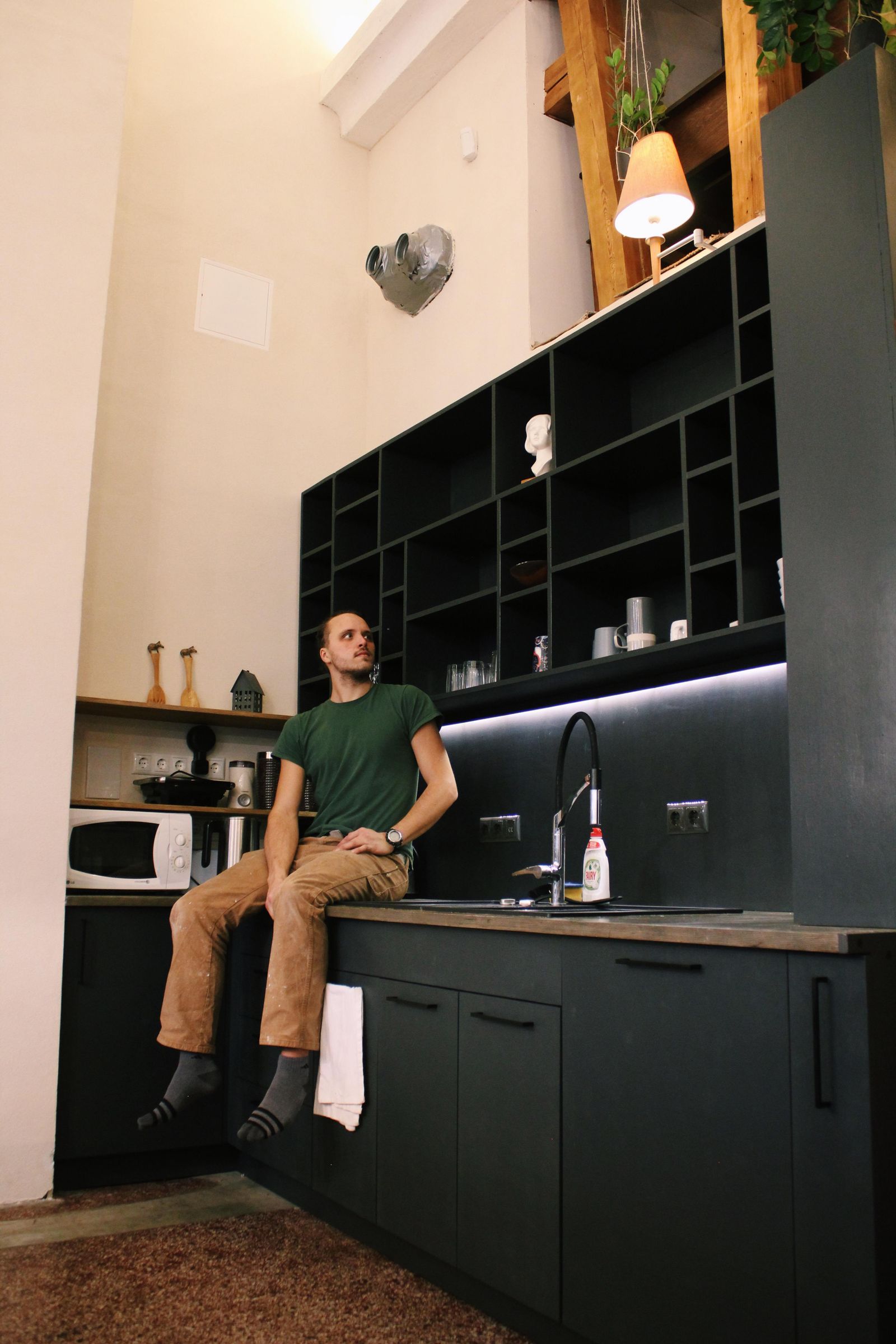 Kitchen With Many Cool Features : 11 Steps (with Pictures) - Instructables