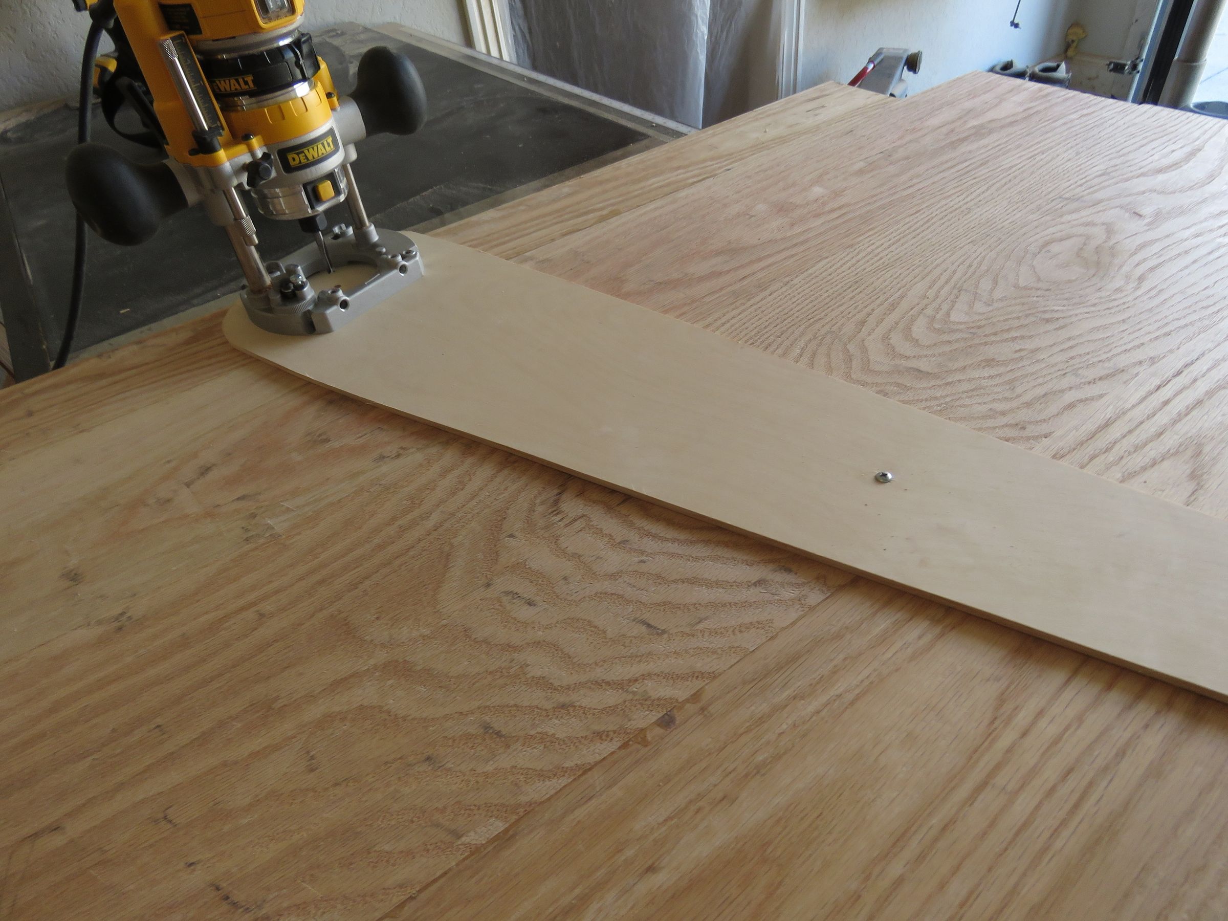 Circle Cutting Jig : 5 Steps - Instructables
