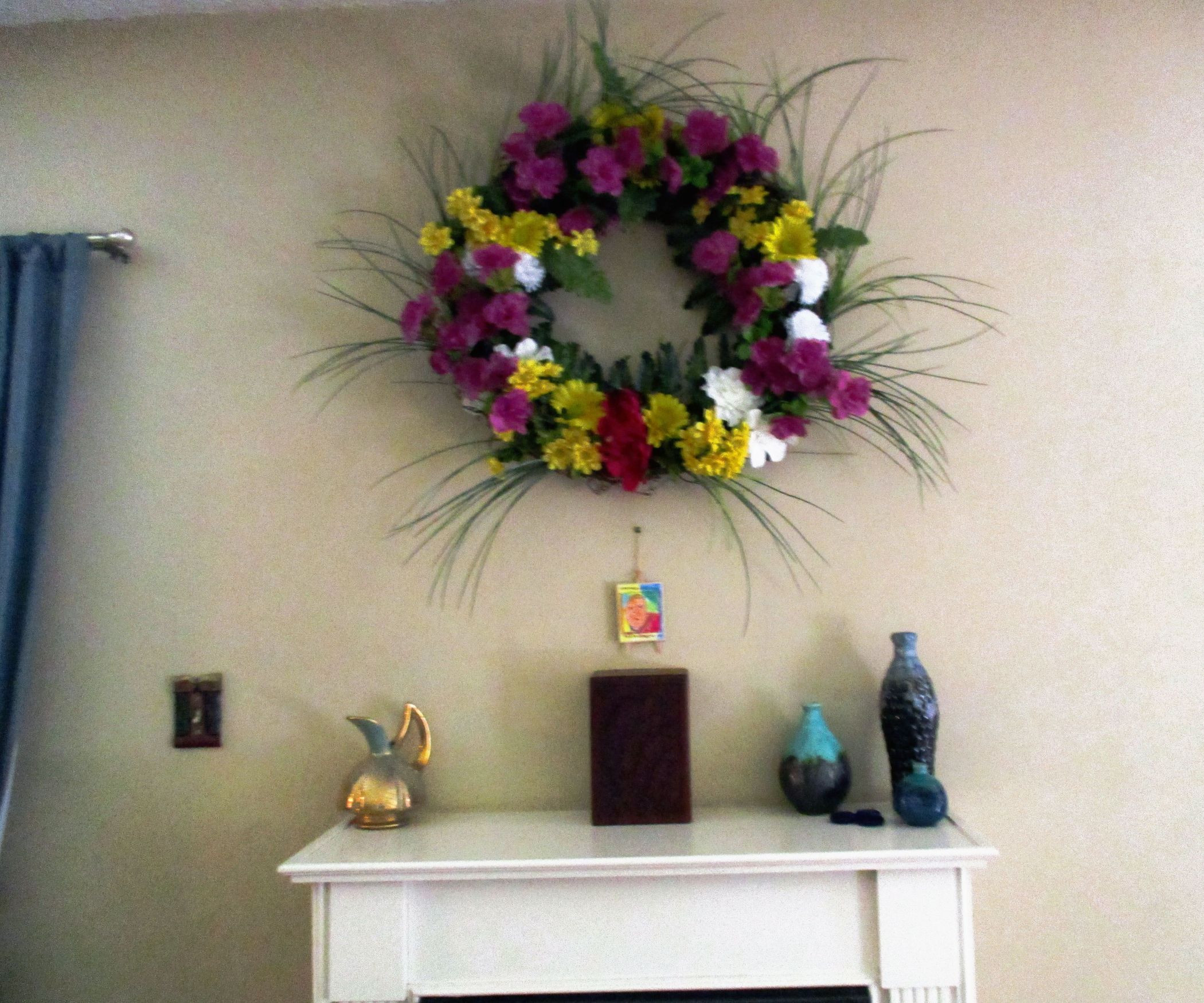 Year Round Grapevine Wreath : 4 Steps - Instructables