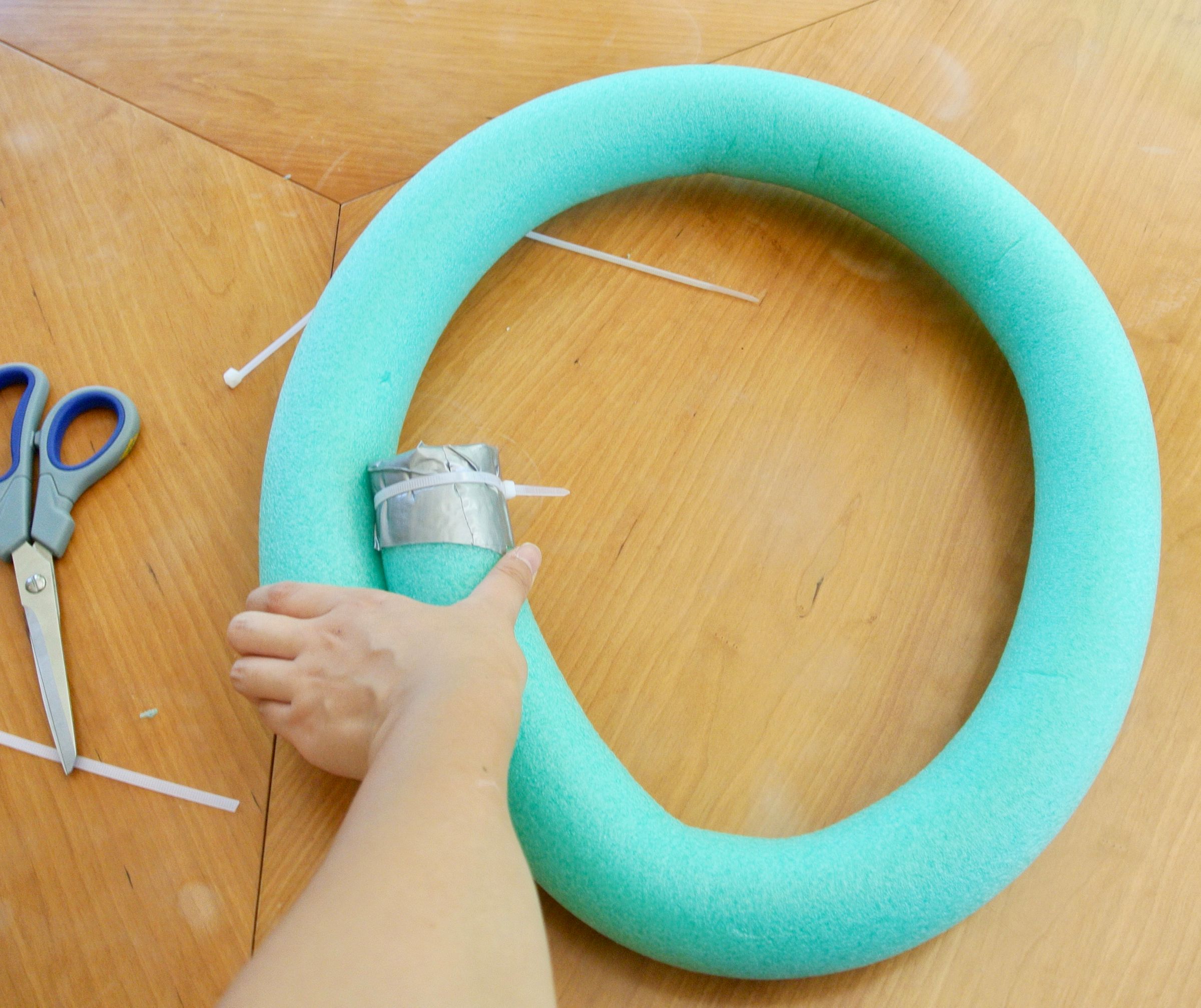 Use a Pool Noodle As a Mini Shower : 5 Steps (with Pictures ...