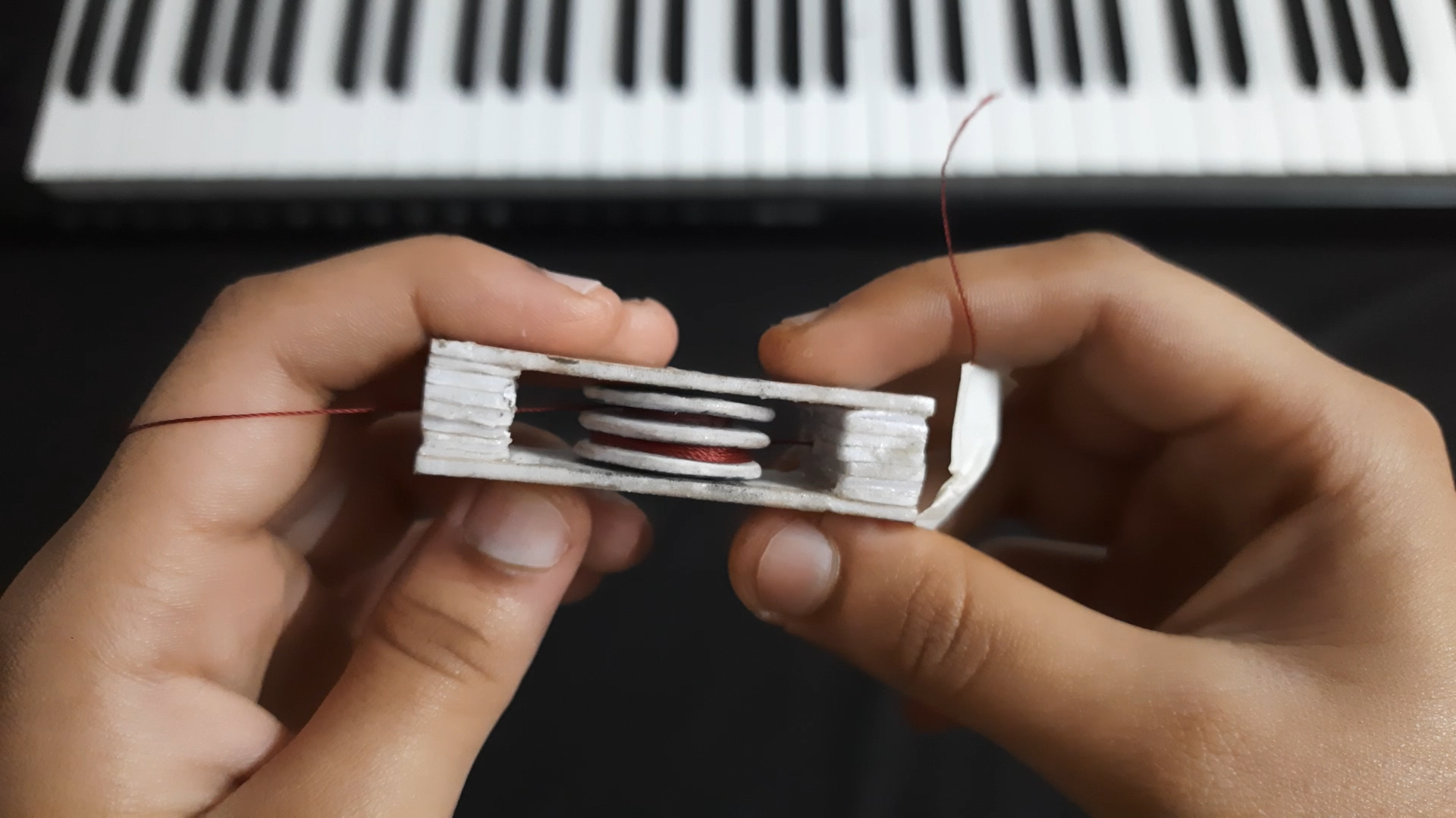 "DIY String Toy Tutorial: How to Make Your Own Fun and Easy String Toys" : 10 Steps (with ...