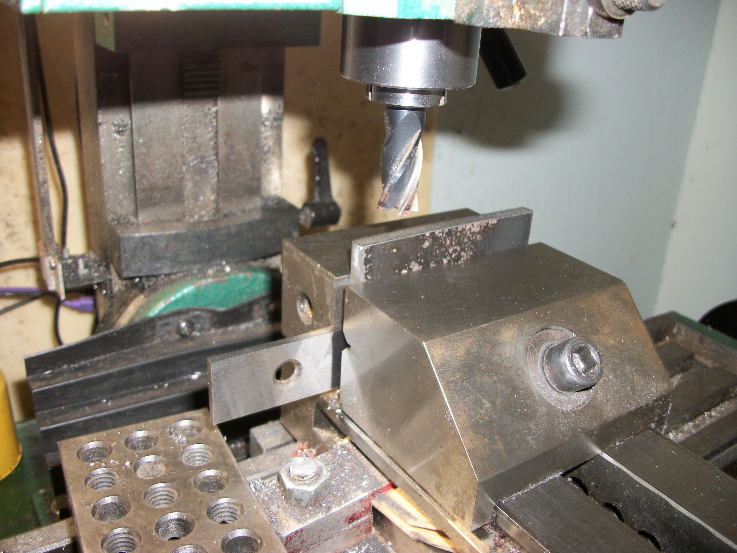 Modifying a Surface Gauge for Squareness Measuring : 5 Steps ...