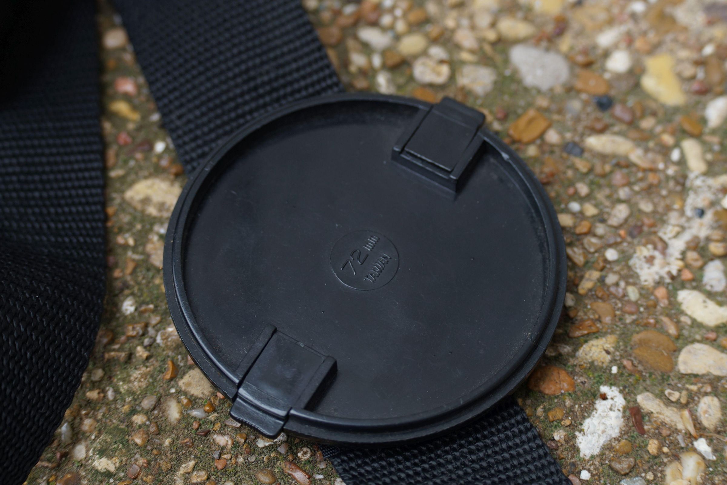 Hook-and-loop Camera Lens Cap Attachment : 3 Steps (with Pictures ...