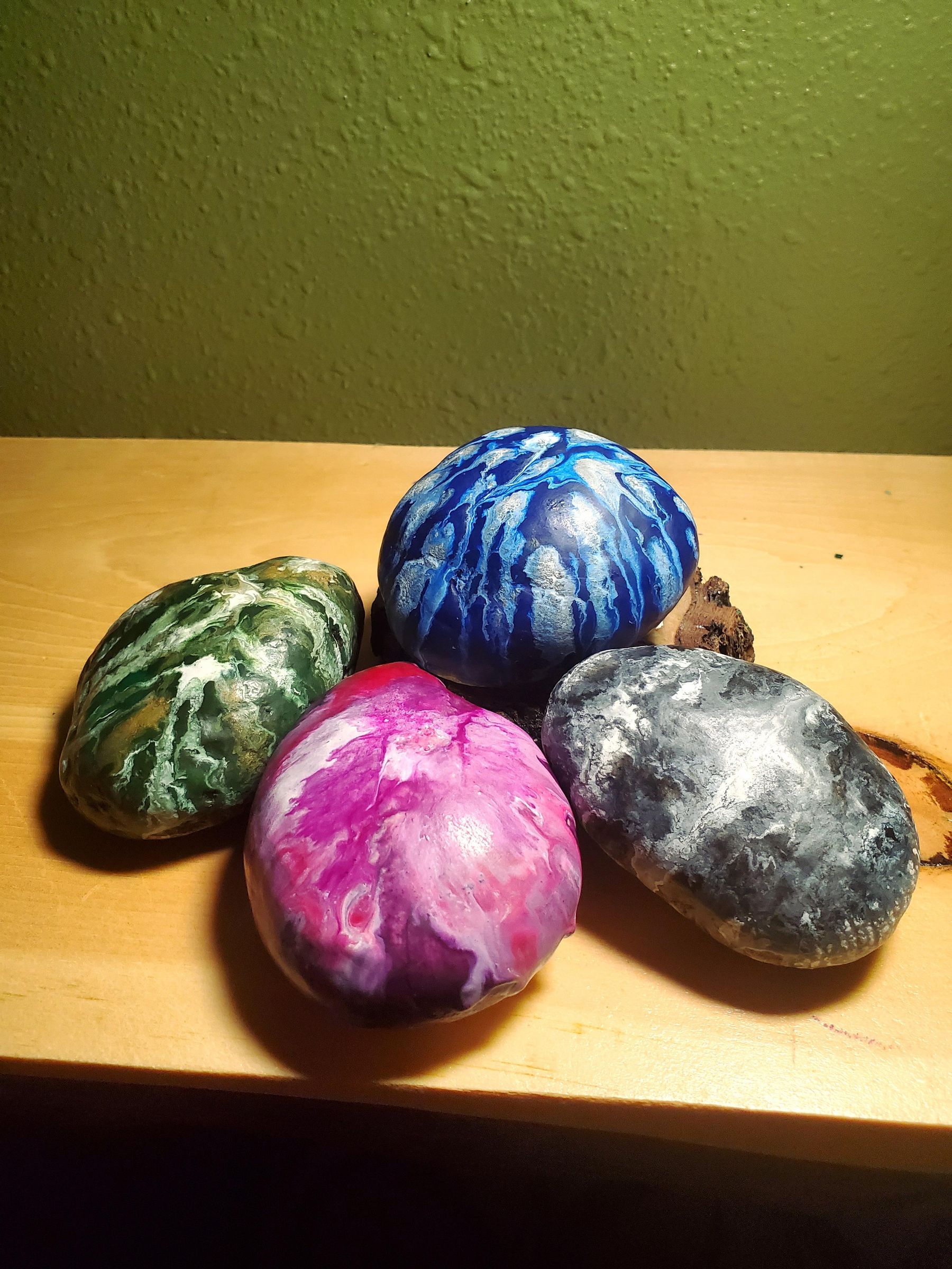 Marbled Crayon Stones : 9 Steps (with Pictures) - Instructables